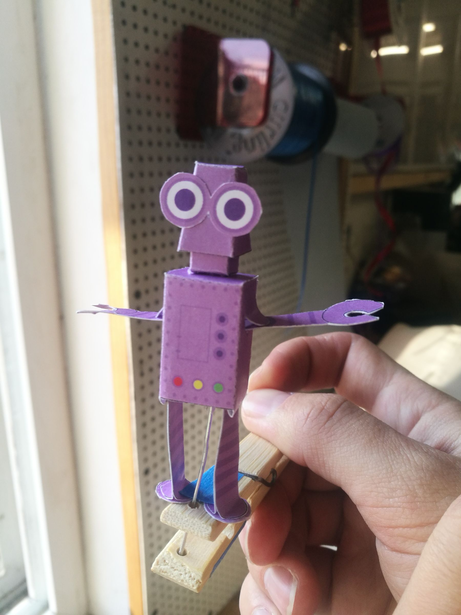 Small Robot : 16 Steps - Instructables