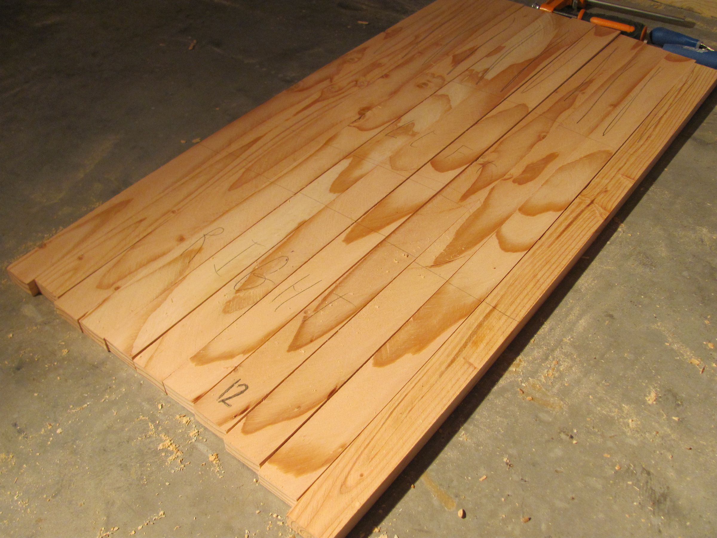 2x12 End Table With HDPE Knob : 12 Steps (with Pictures) - Instructables