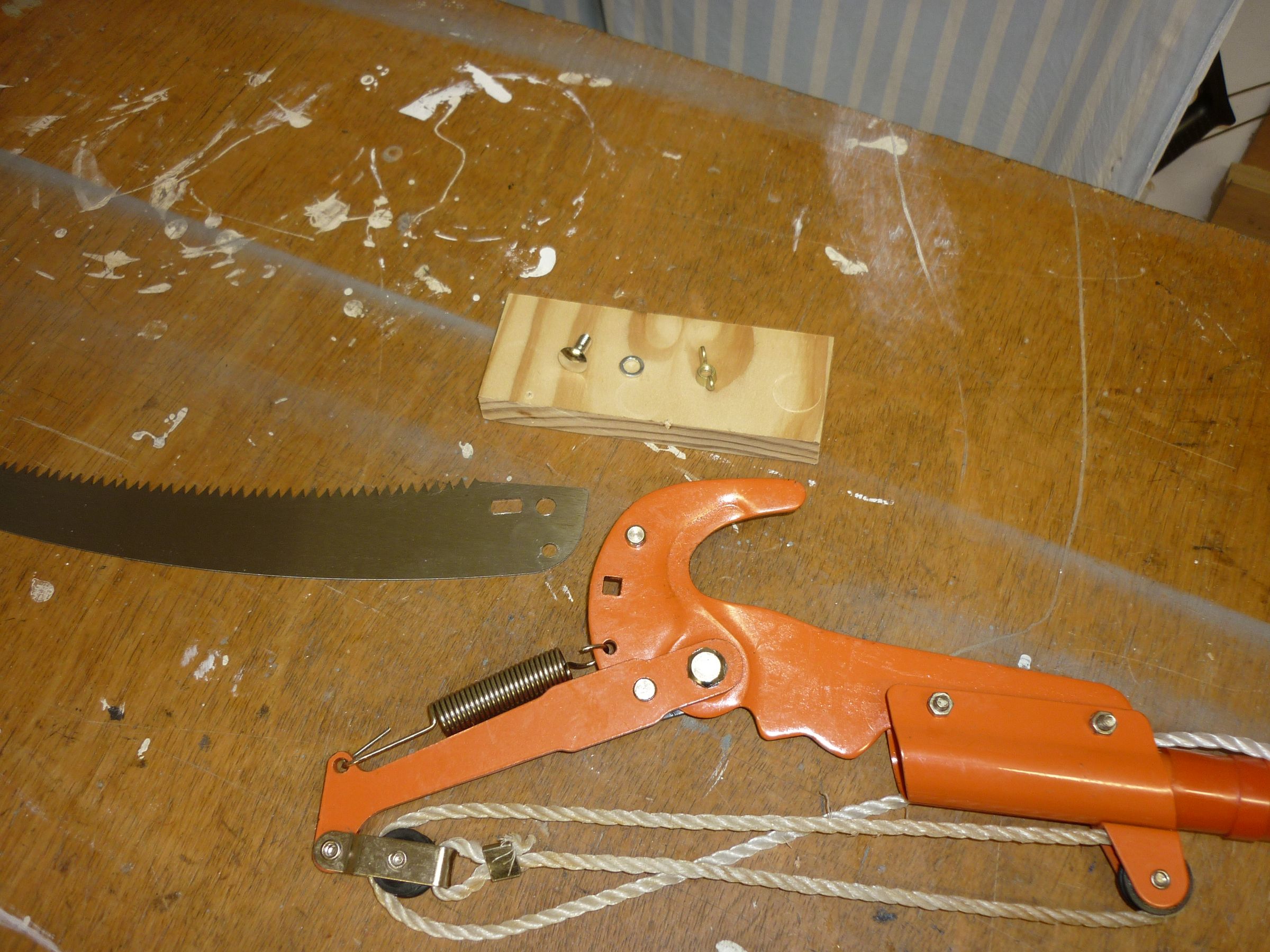 Saw Handle for Tree Pruner : 6 Steps - Instructables