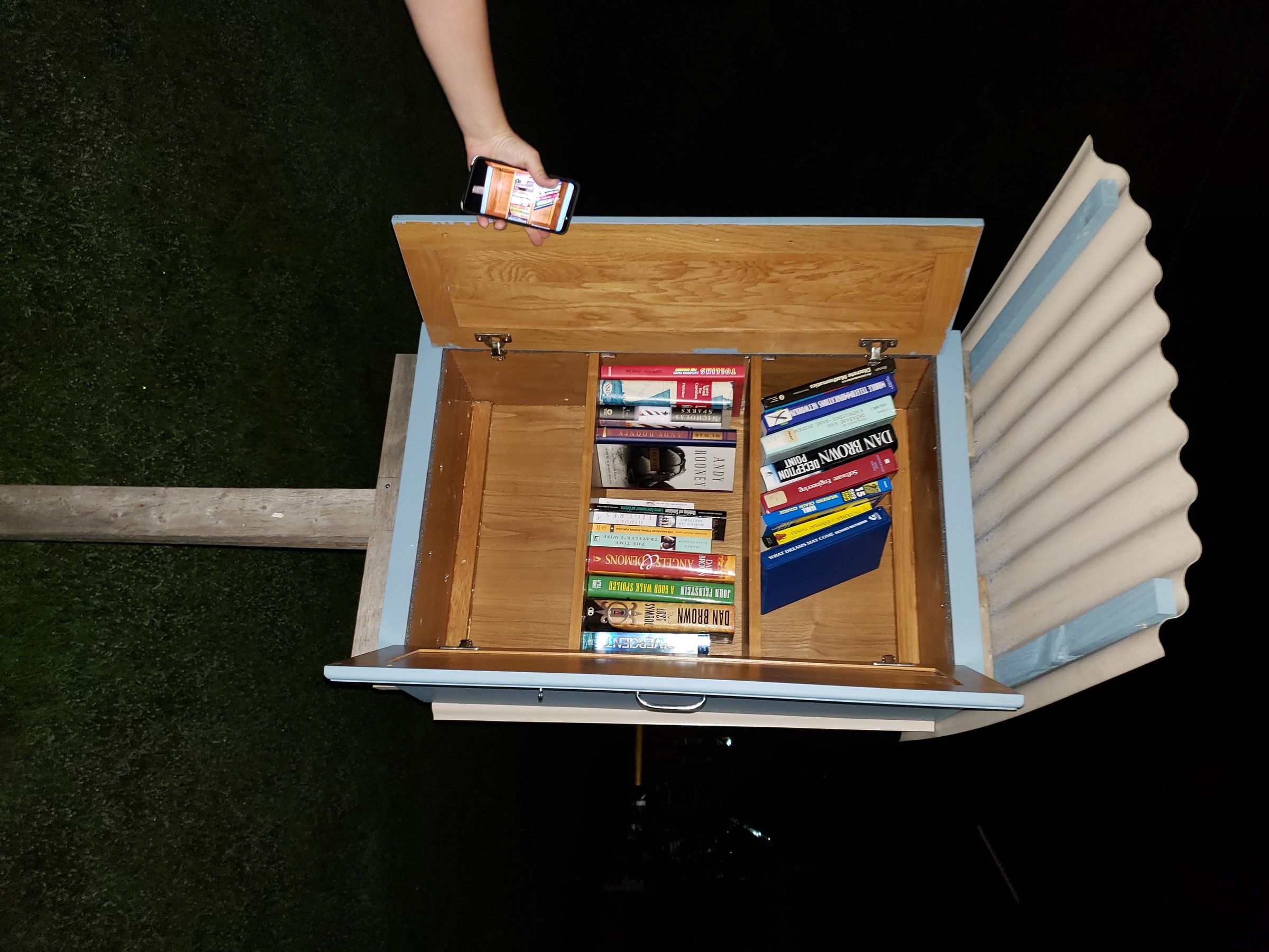 Lending Library From Kitchen Cabinet : 20 Steps (with Pictures ...