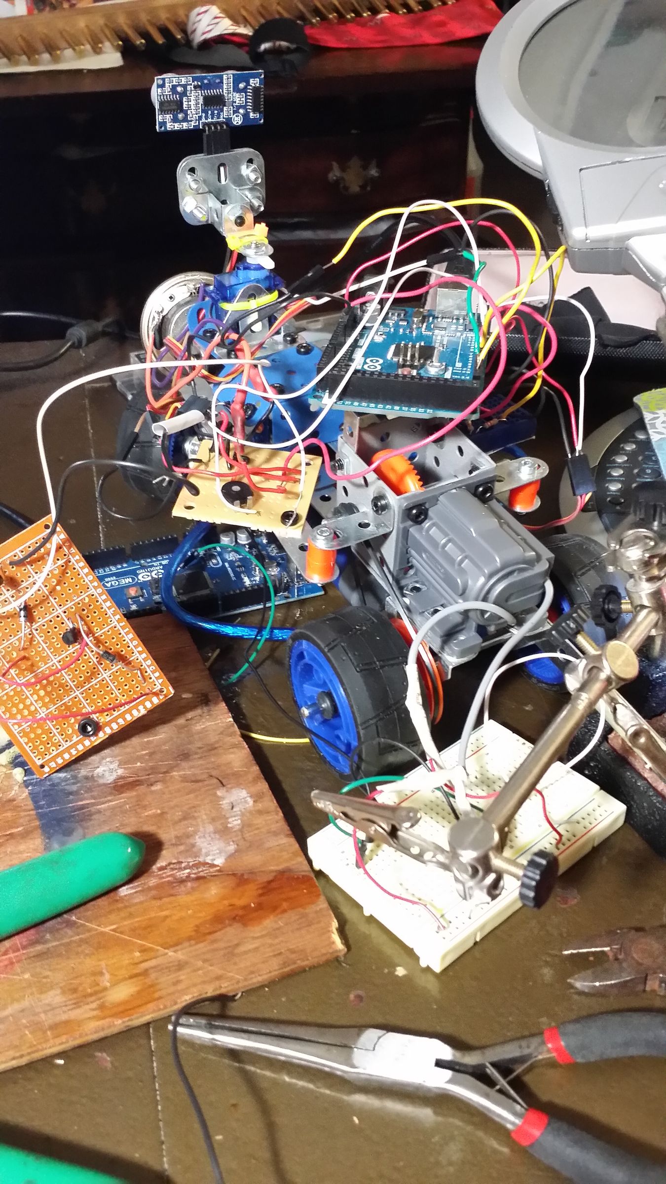 King Spot - Bluetooth Radar Vehicle - Instructables