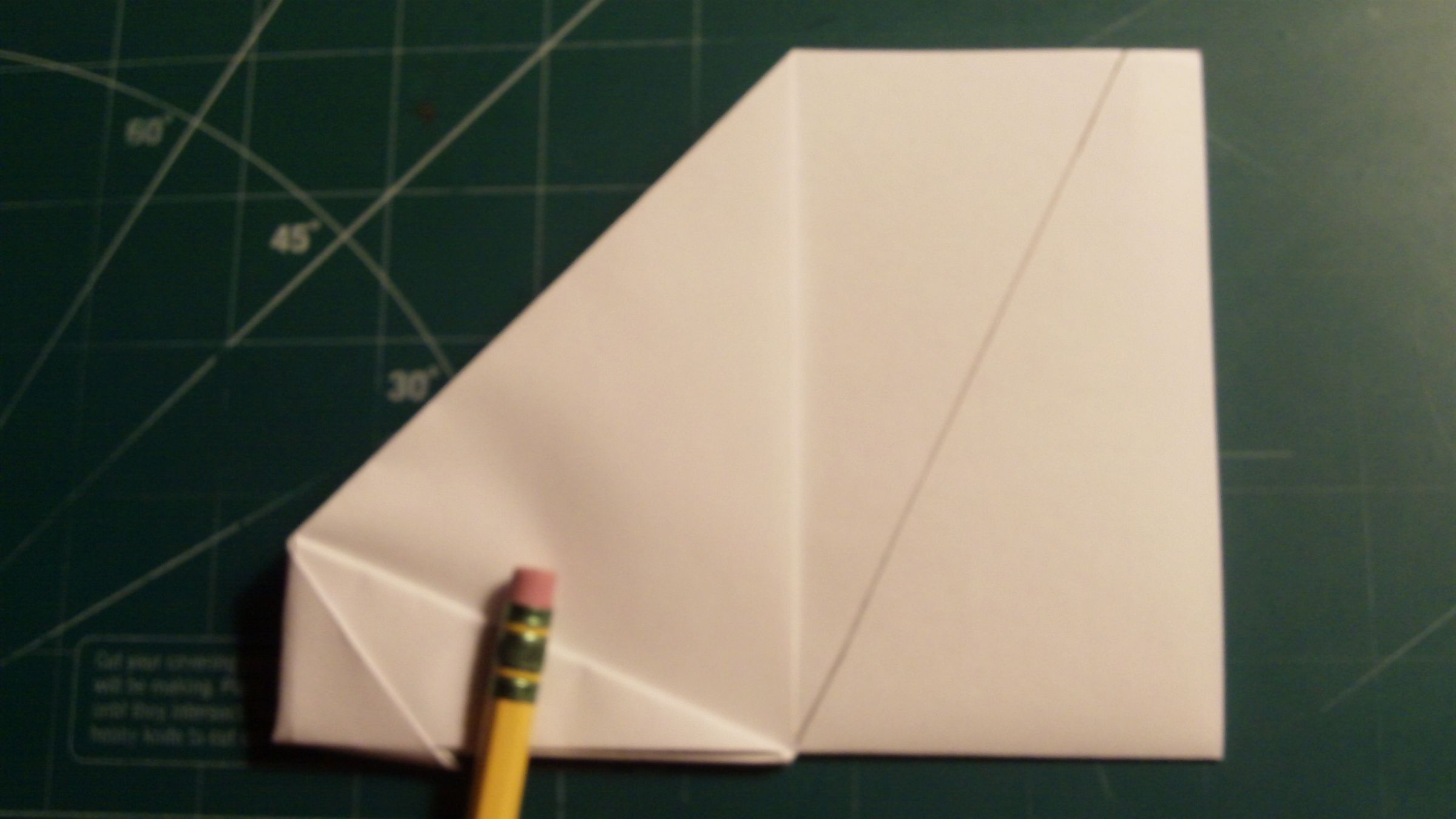 How to Make the Scimitar Paper Airplane : 7 Steps - Instructables
