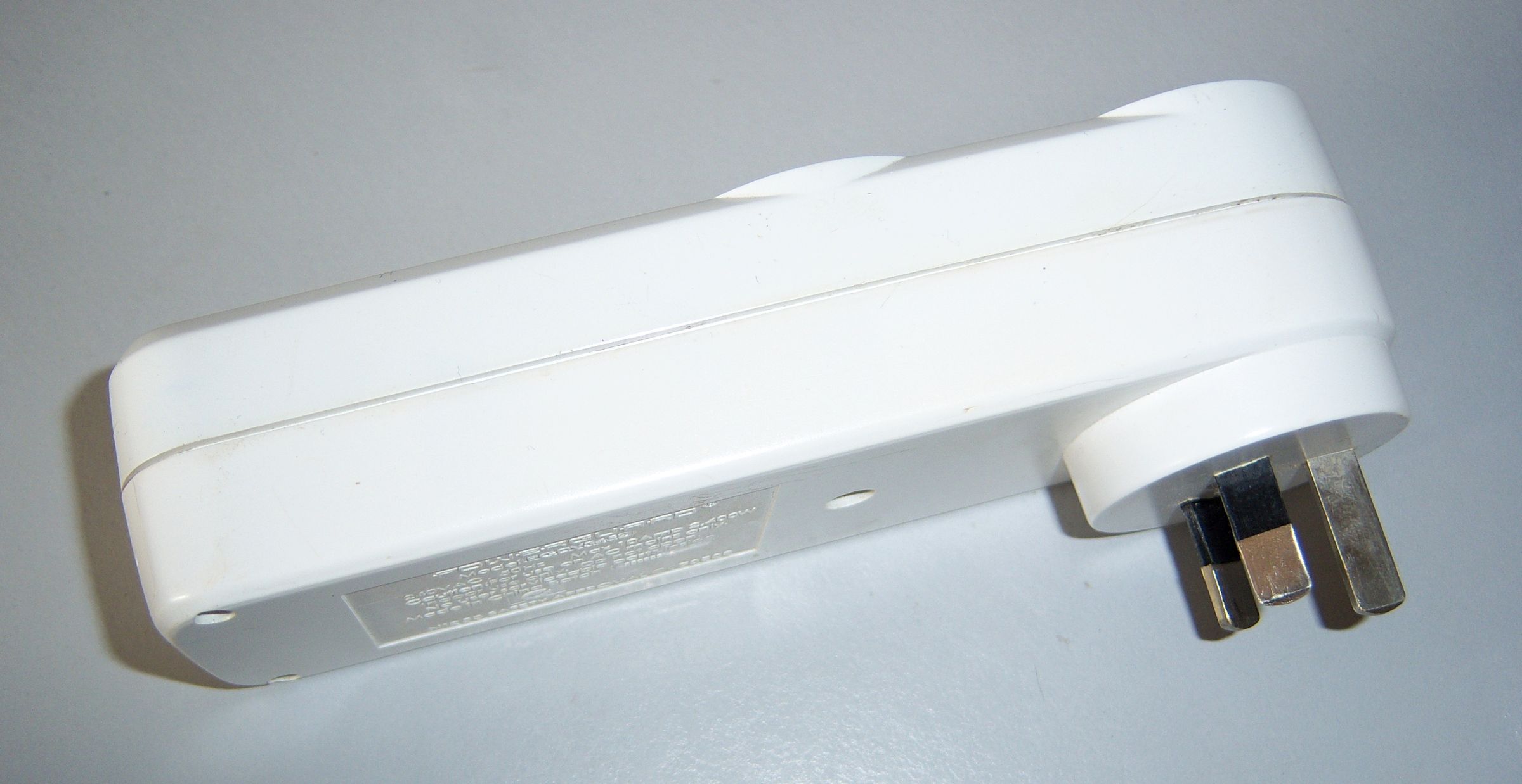 In-line Laptop Surge Protector With an Outlet : 6 Steps (with Pictures ...