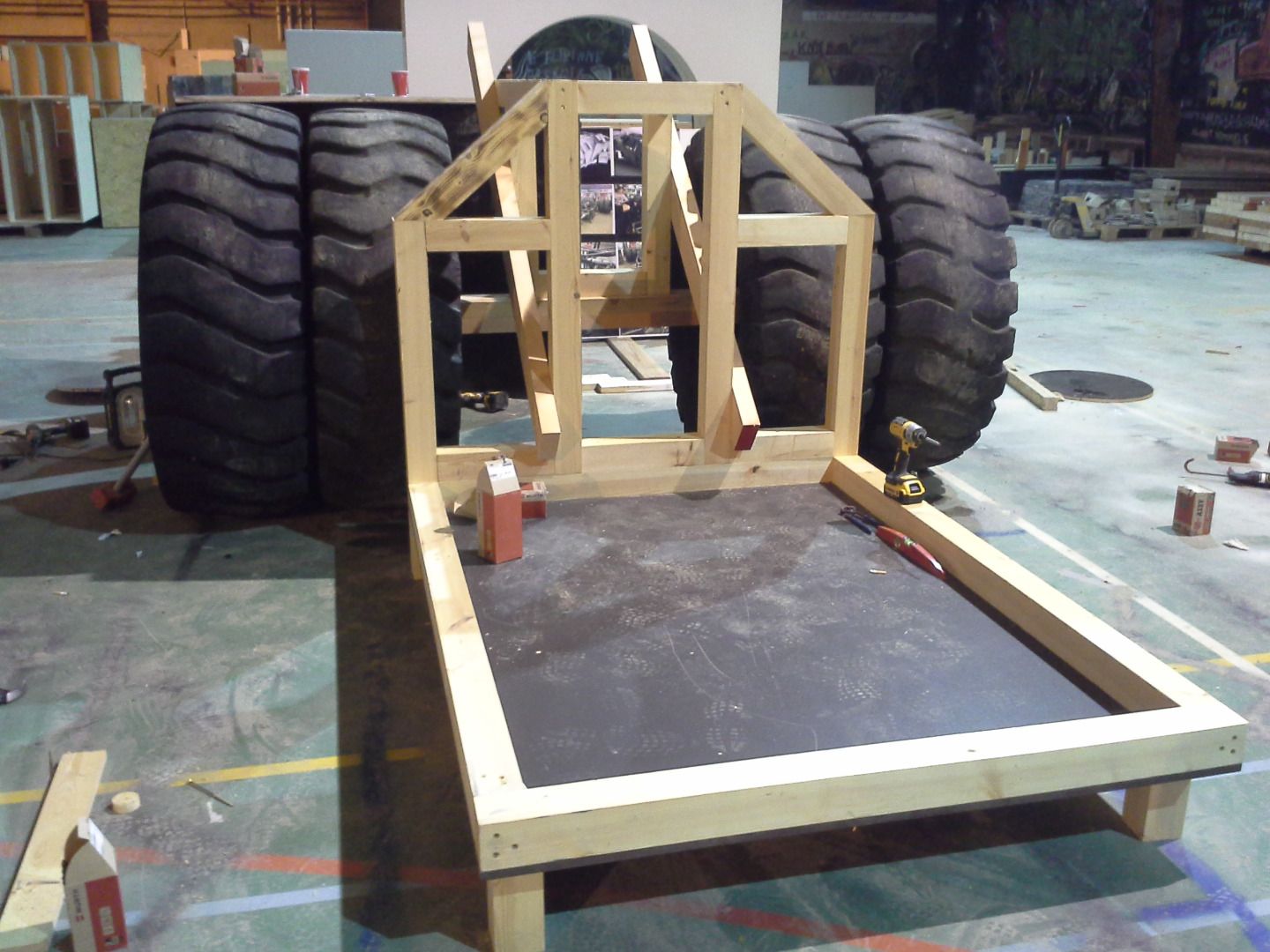 Batmobile Tumbler : 7 Steps (with Pictures) - Instructables