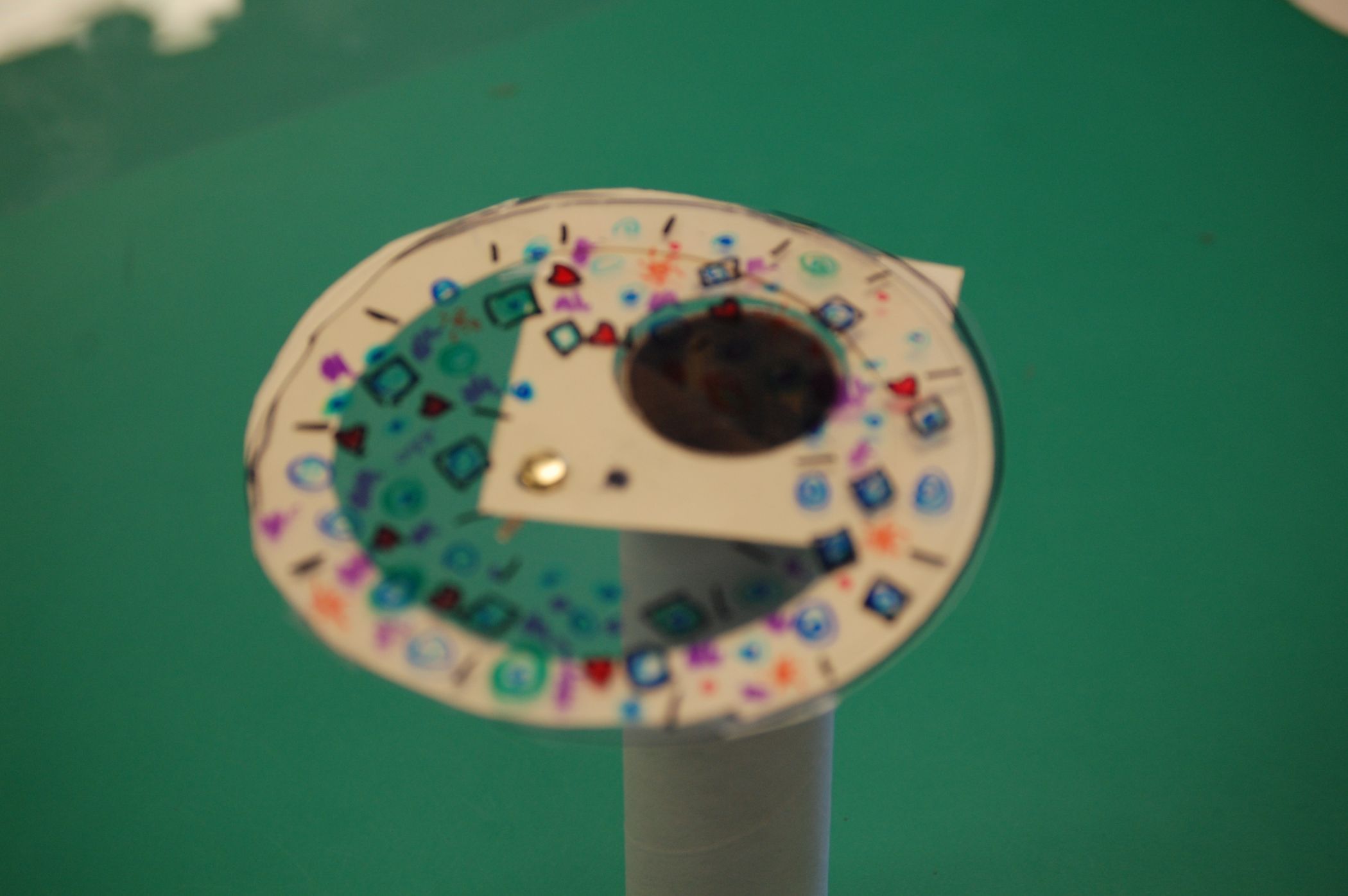 How to Make a Kaleidoscope Using What's in a Teachers Supply Closet : 7 ...