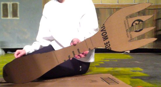 How to Make a Giant Fork With 2 Macaroni Noodles : 8 Steps (with ...