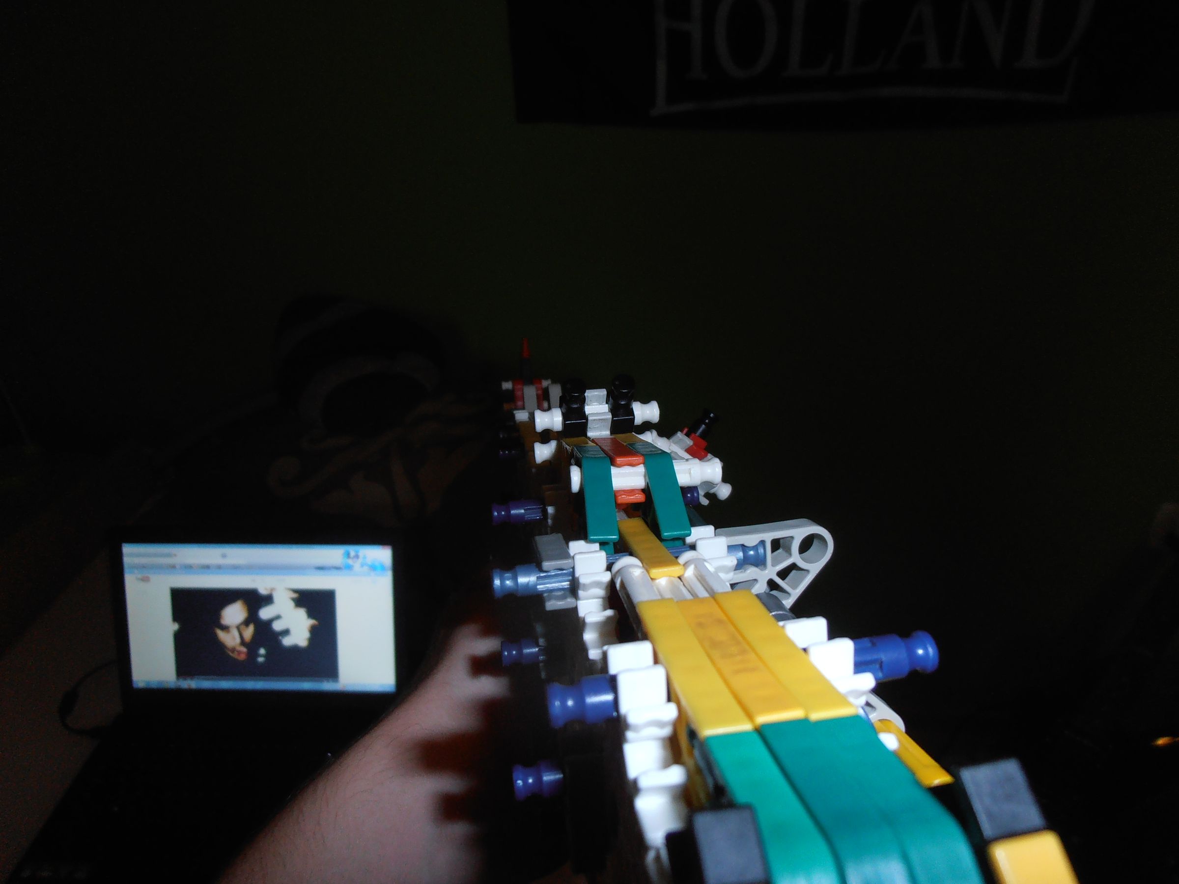 Random Assault Rifle Model - Instructables