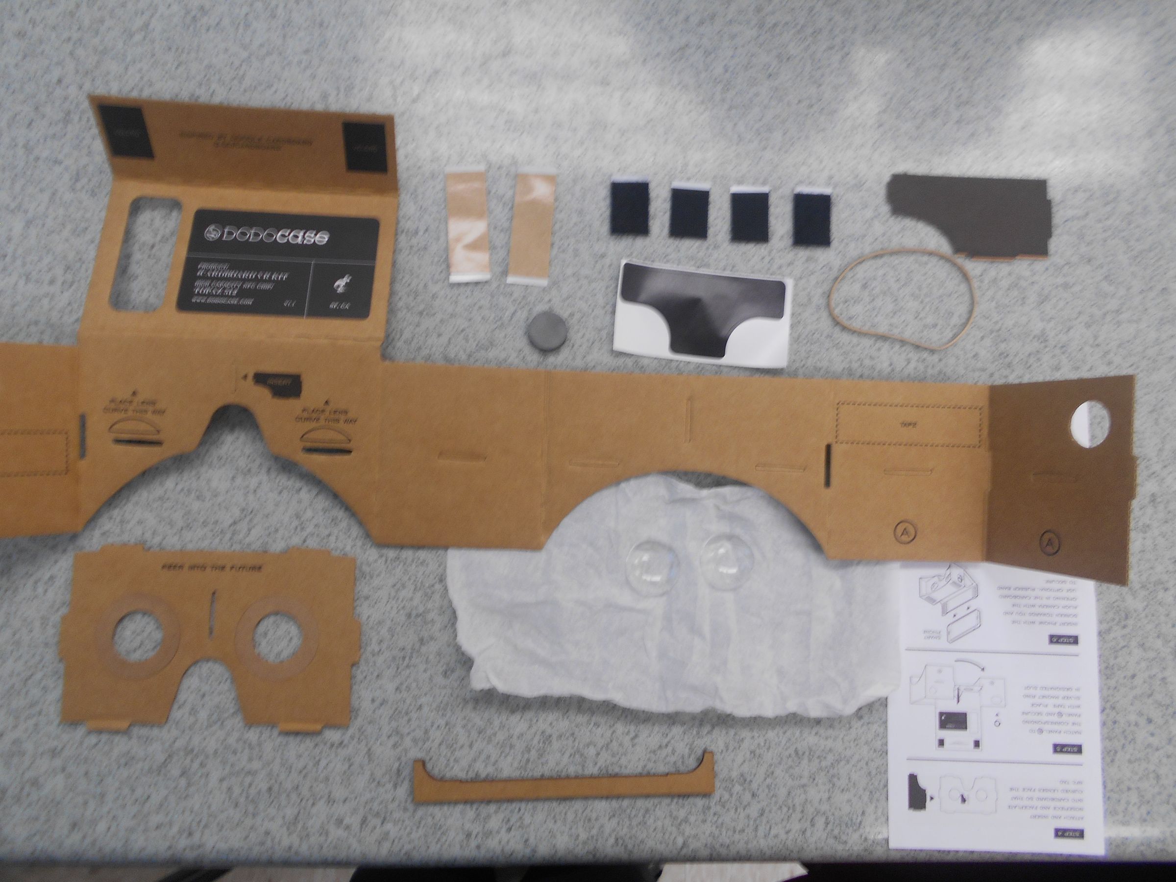 DODOcase VR Viewer With Helmet : 5 Steps - Instructables