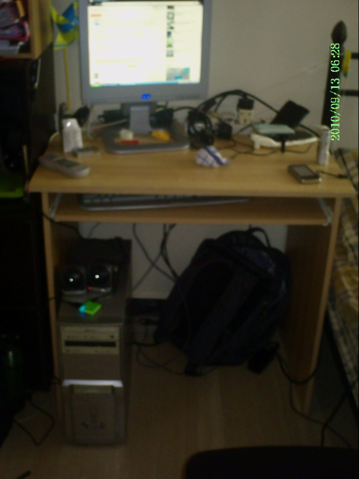 Turn Your Broken Laptop Into a Desktop - Instructables