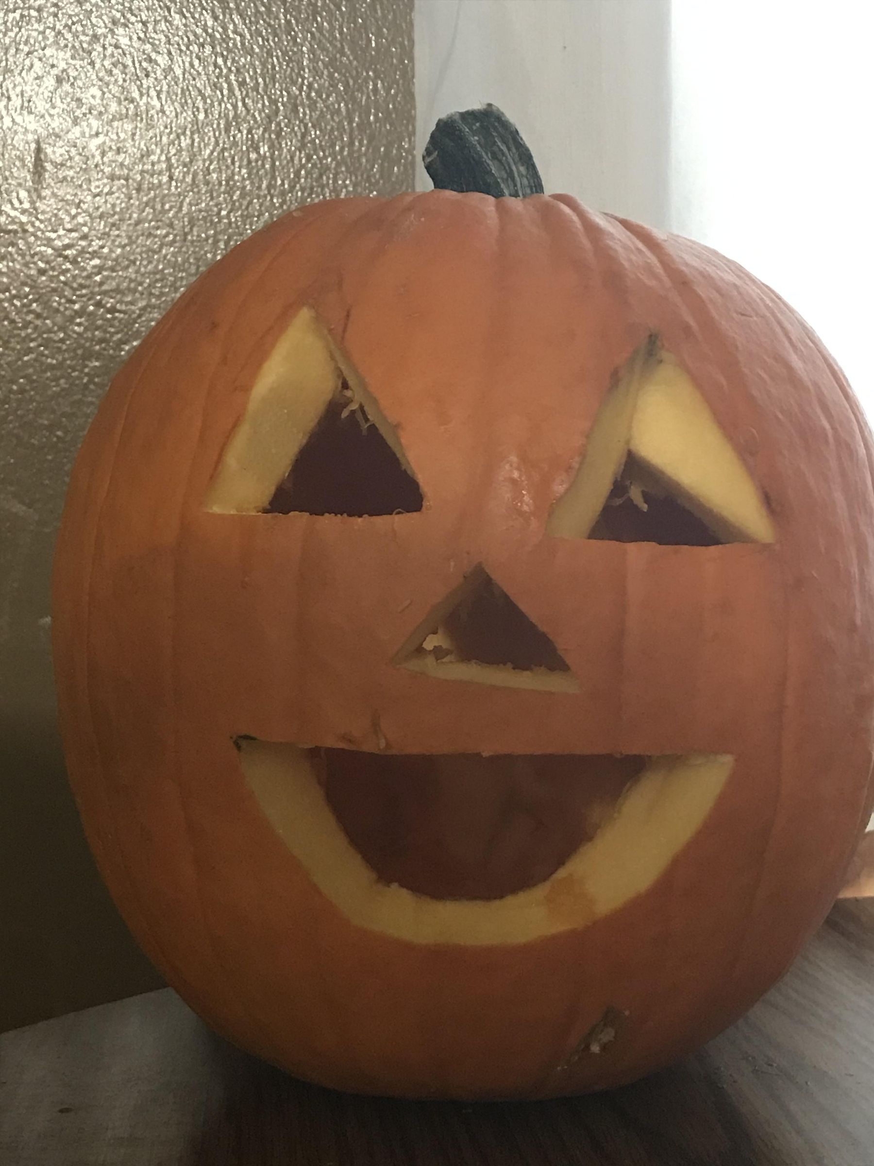 Pumpkin Video Projector : 6 Steps - Instructables