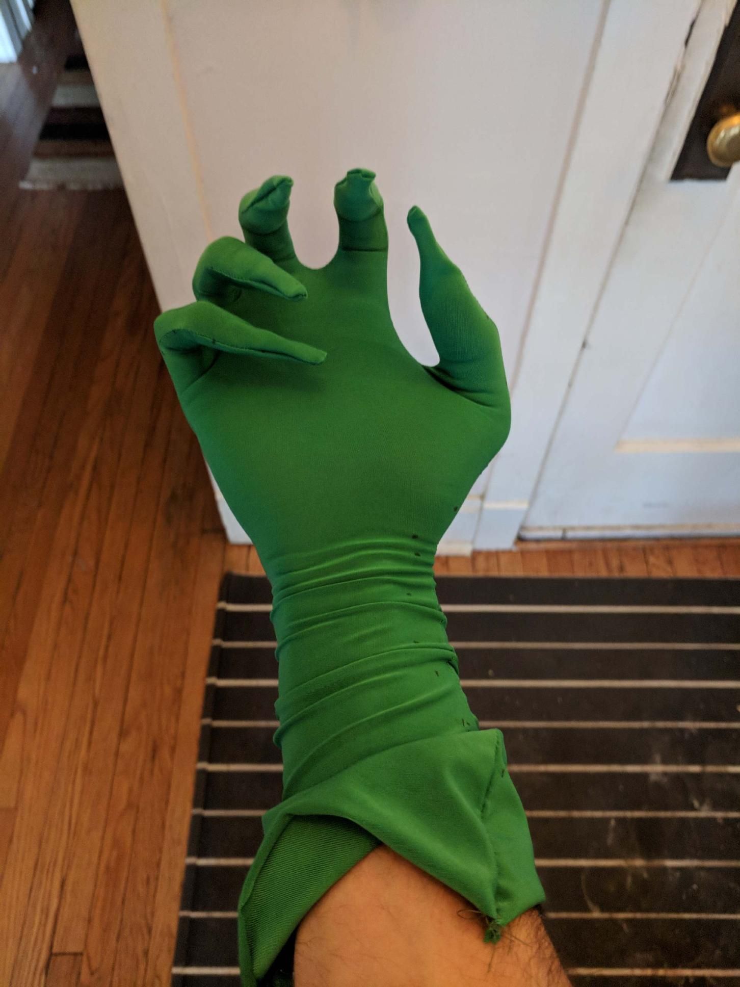 How to Make a Damian Wayne: Robin Costume - Version 2.0 : 9 Steps ...