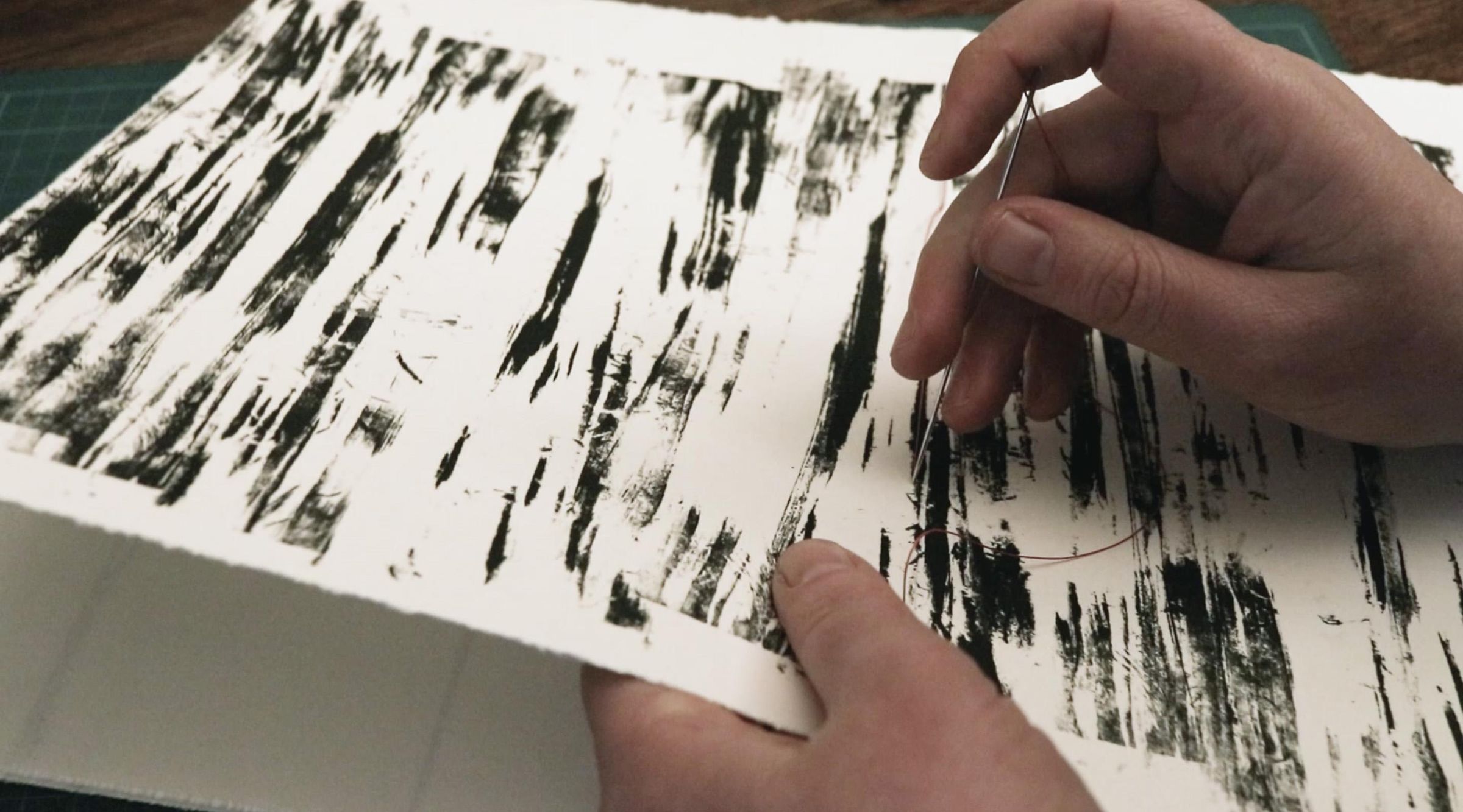 Make a Pamphlet Stitch Sketchbook : 8 Steps (with Pictures) - Instructables