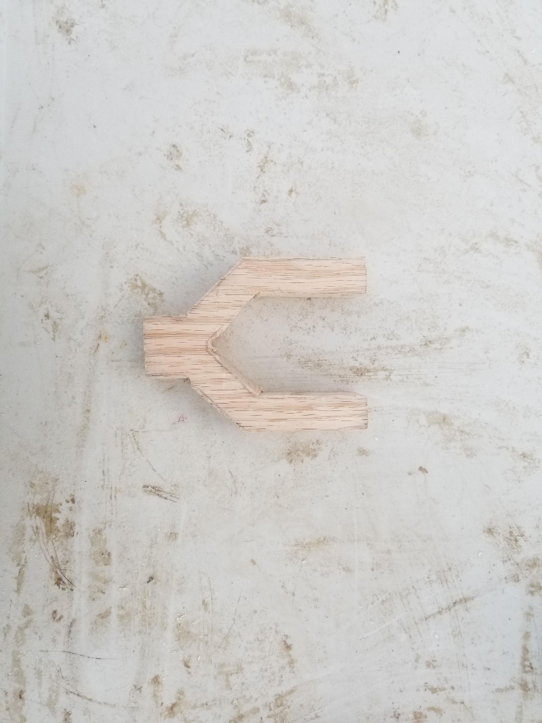 Wooden Ukulele Wall Hanger : 10 Steps (with Pictures) - Instructables