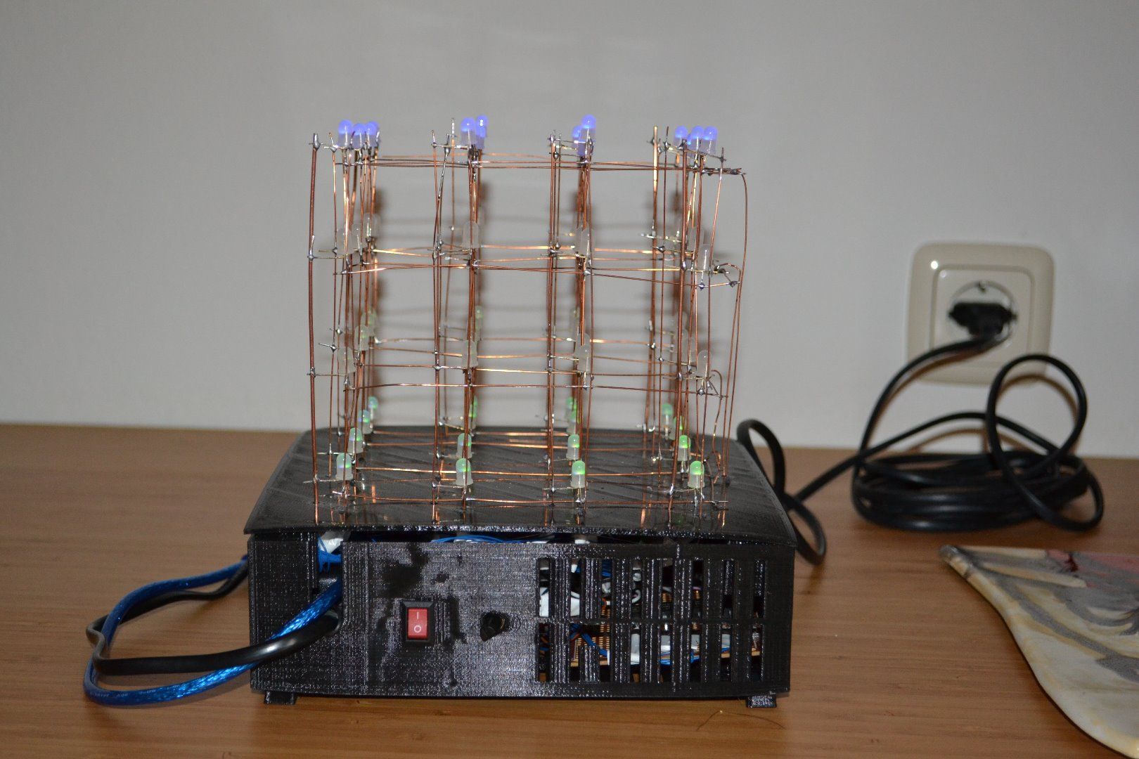 LED Cube With 3D Printed Base : 3 Steps - Instructables