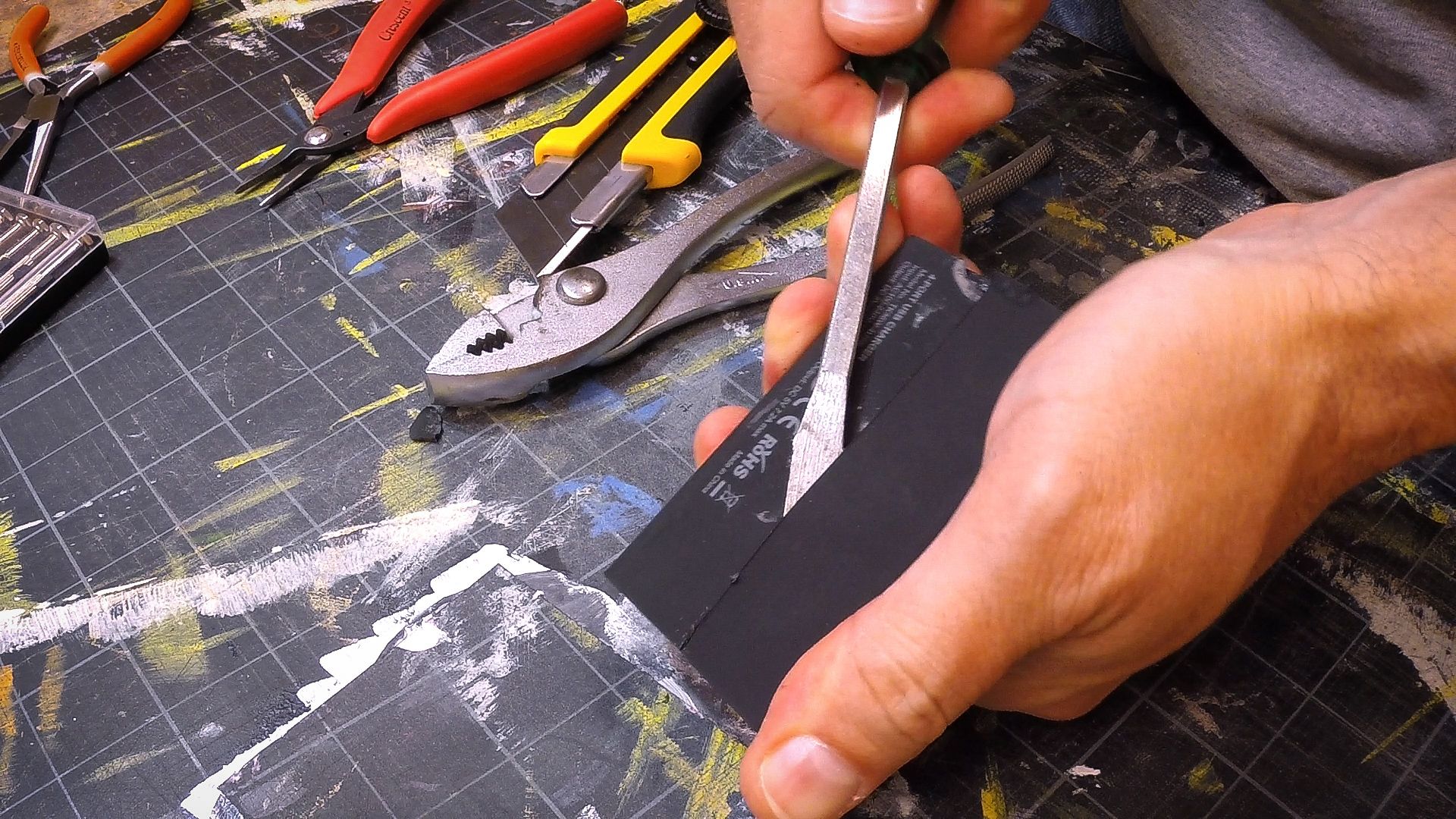 Concrete USB Charging Hub With Storage : 13 Steps (with Pictures ...