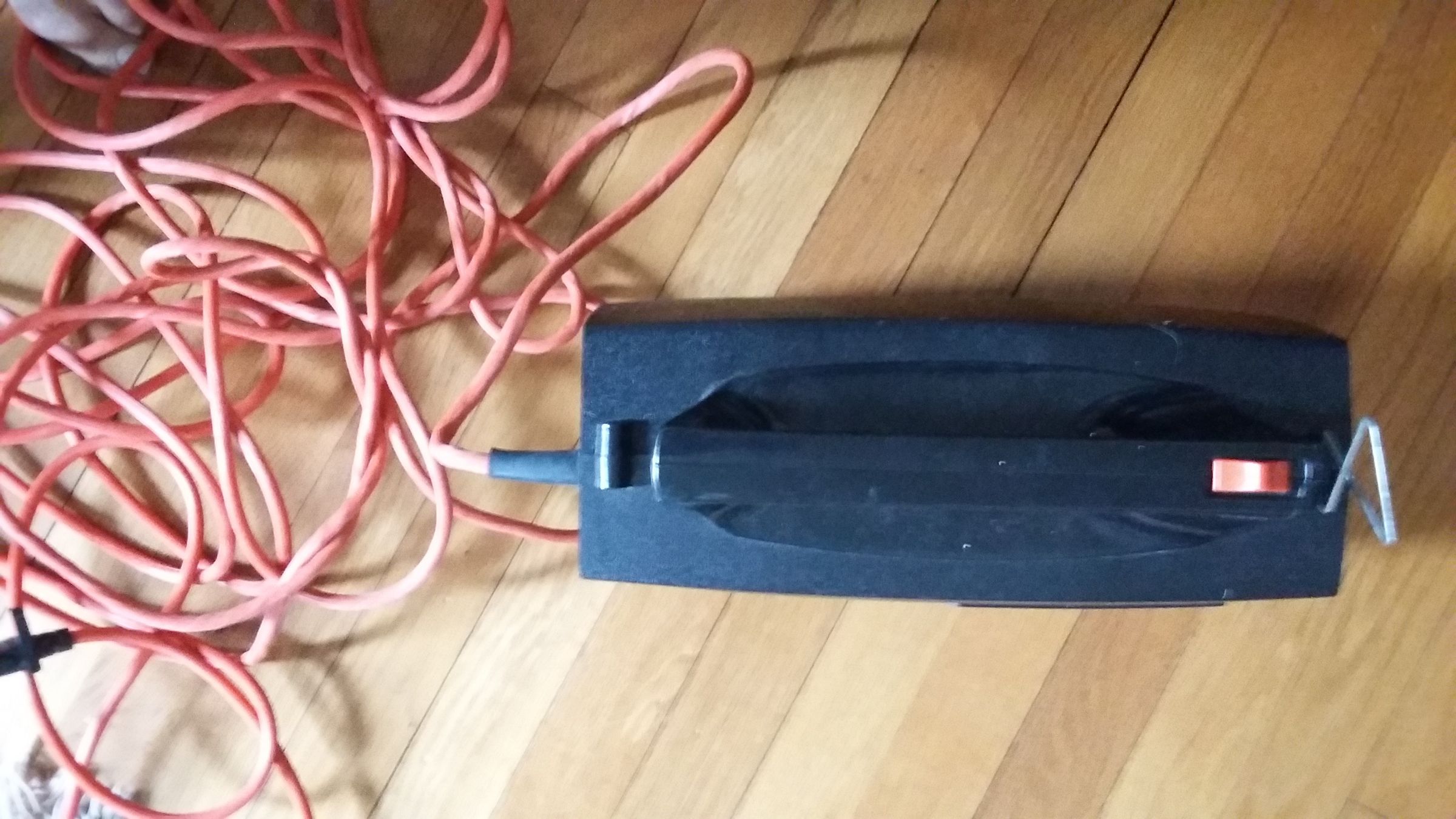 How to Rescue an Over-Twisted Power Cord : 6 Steps (with Pictures ...