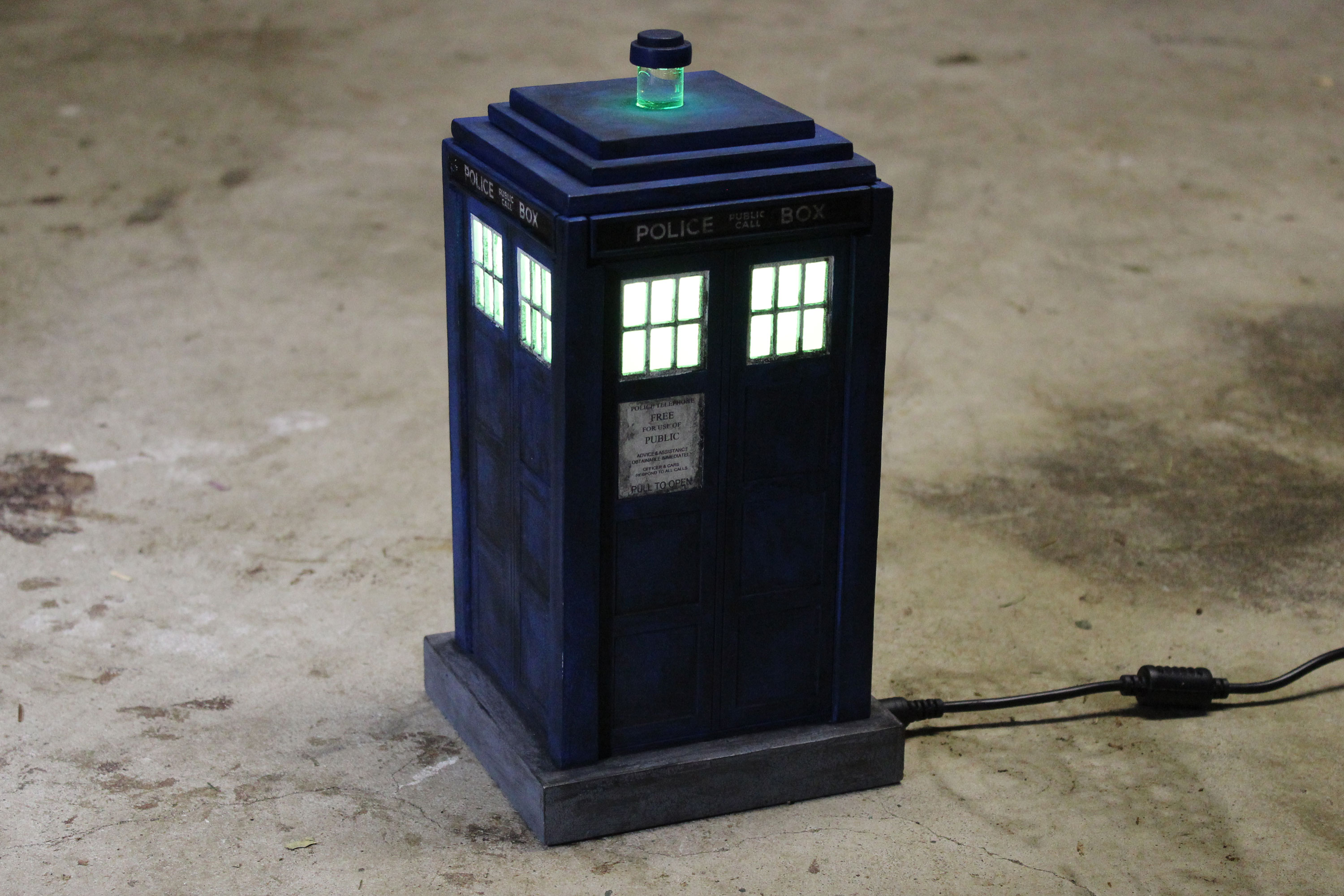 Tardis Puzzle Box Night Light : 6 Steps (with Pictures) - Instructables