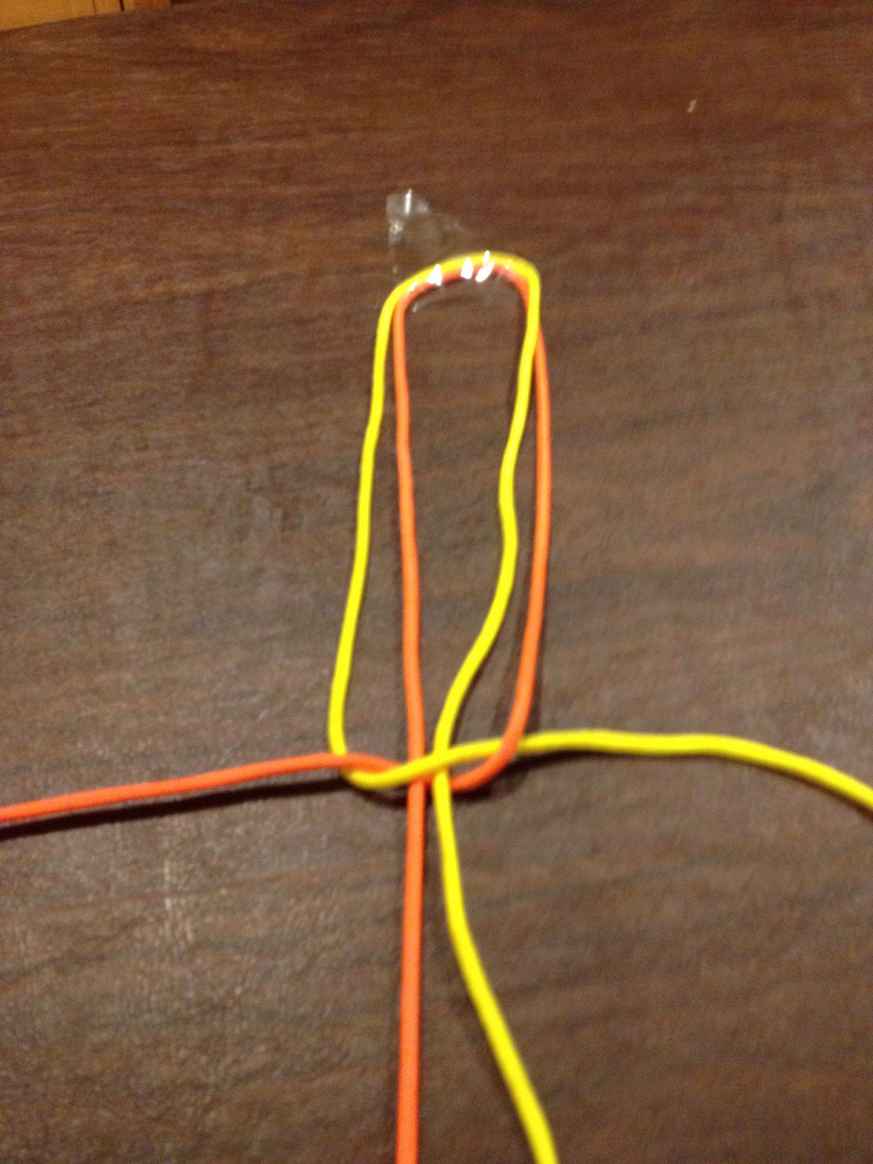 Trilobite Knot Keychain : 11 Steps - Instructables