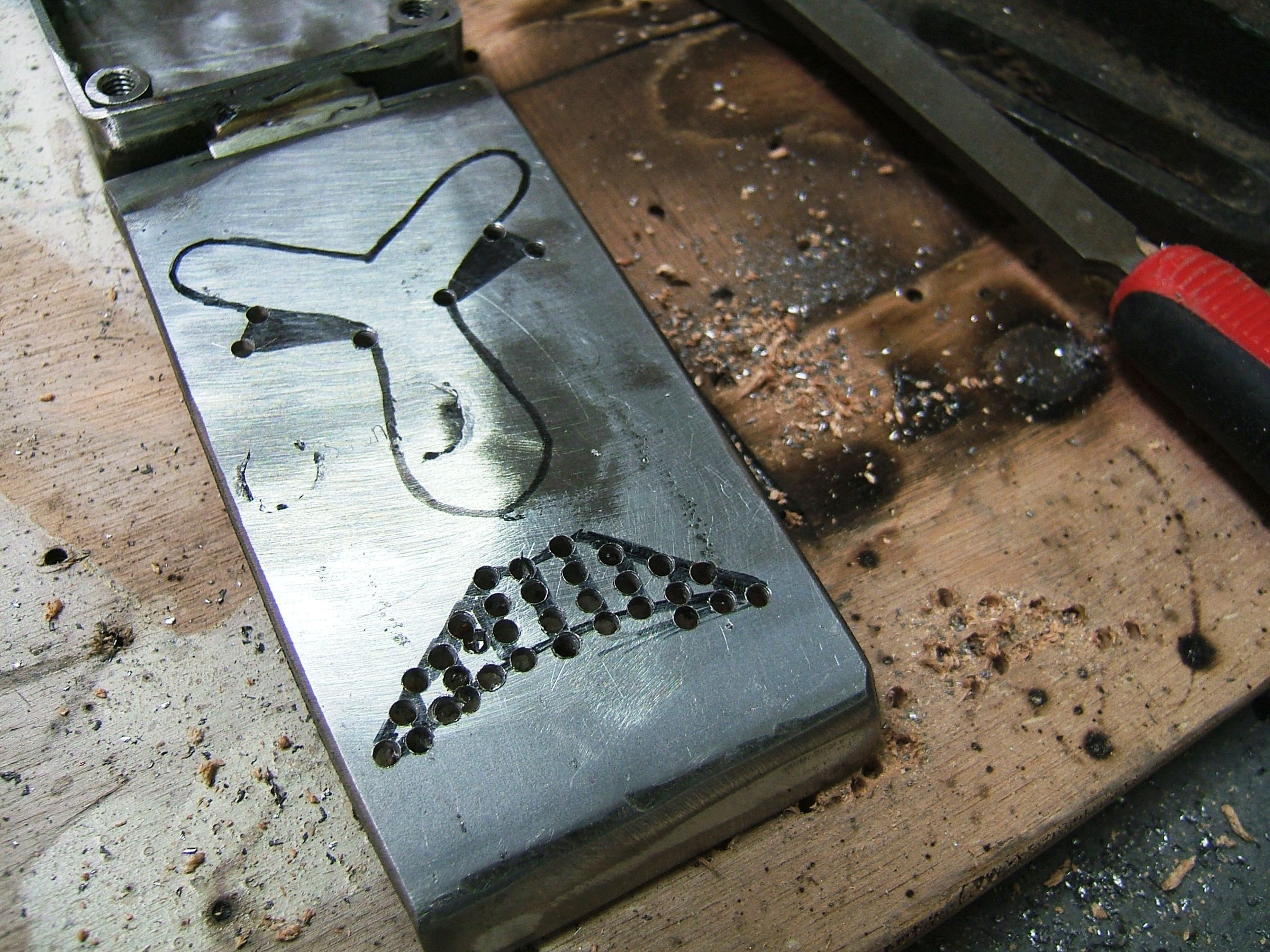 PANZERHANDY - the Armoured Cell Phone : 16 Steps (with Pictures ...