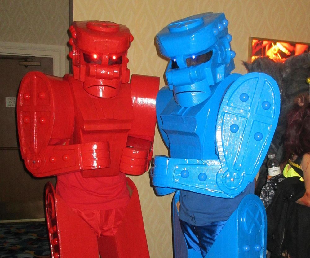 Rock'em Sock'em Robot Costumes : 7 Steps (with Pictures) - Instructables