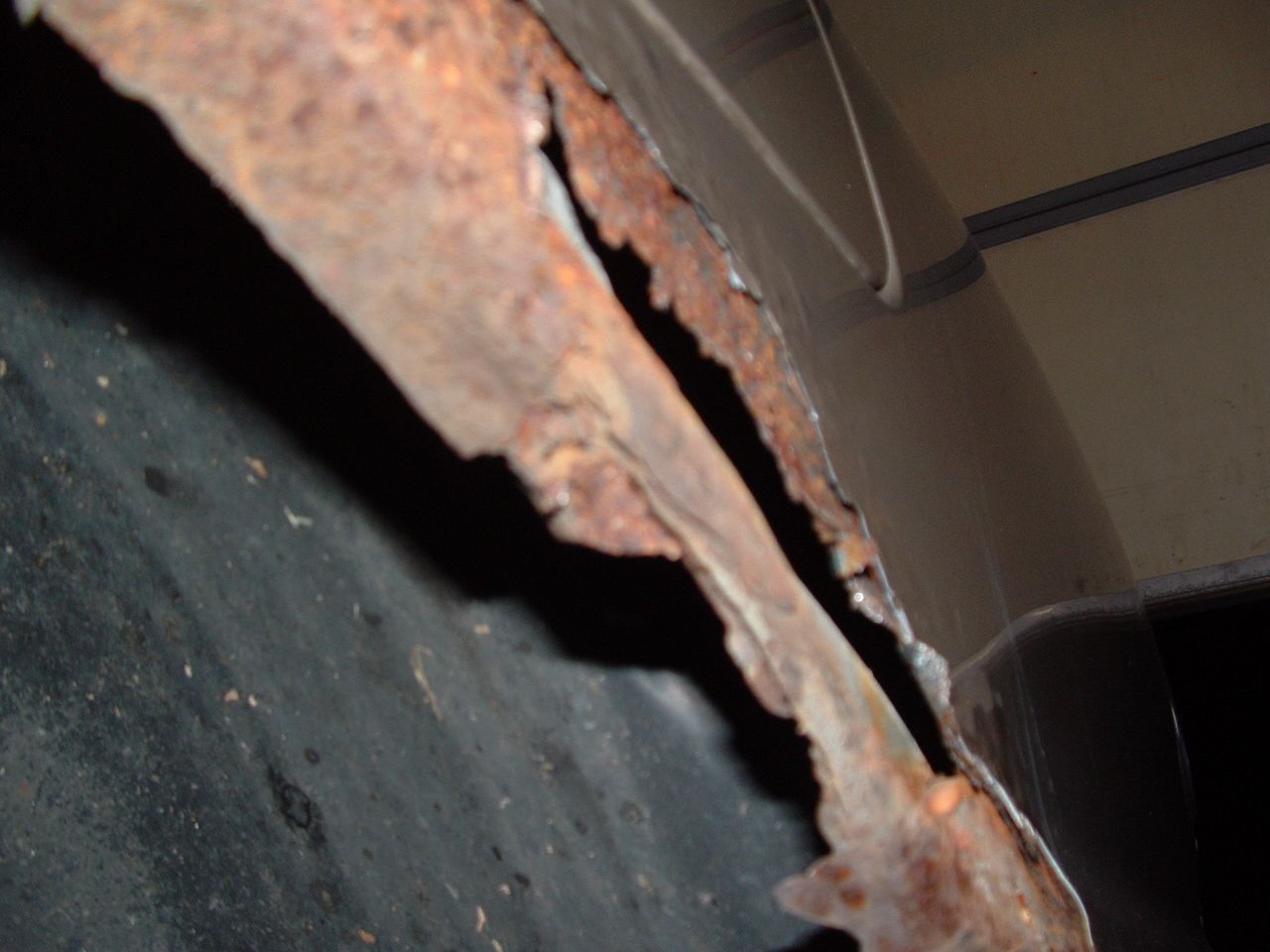 How to Fix Rust Around Your Wheel Wells : 8 Steps (with Pictures ...