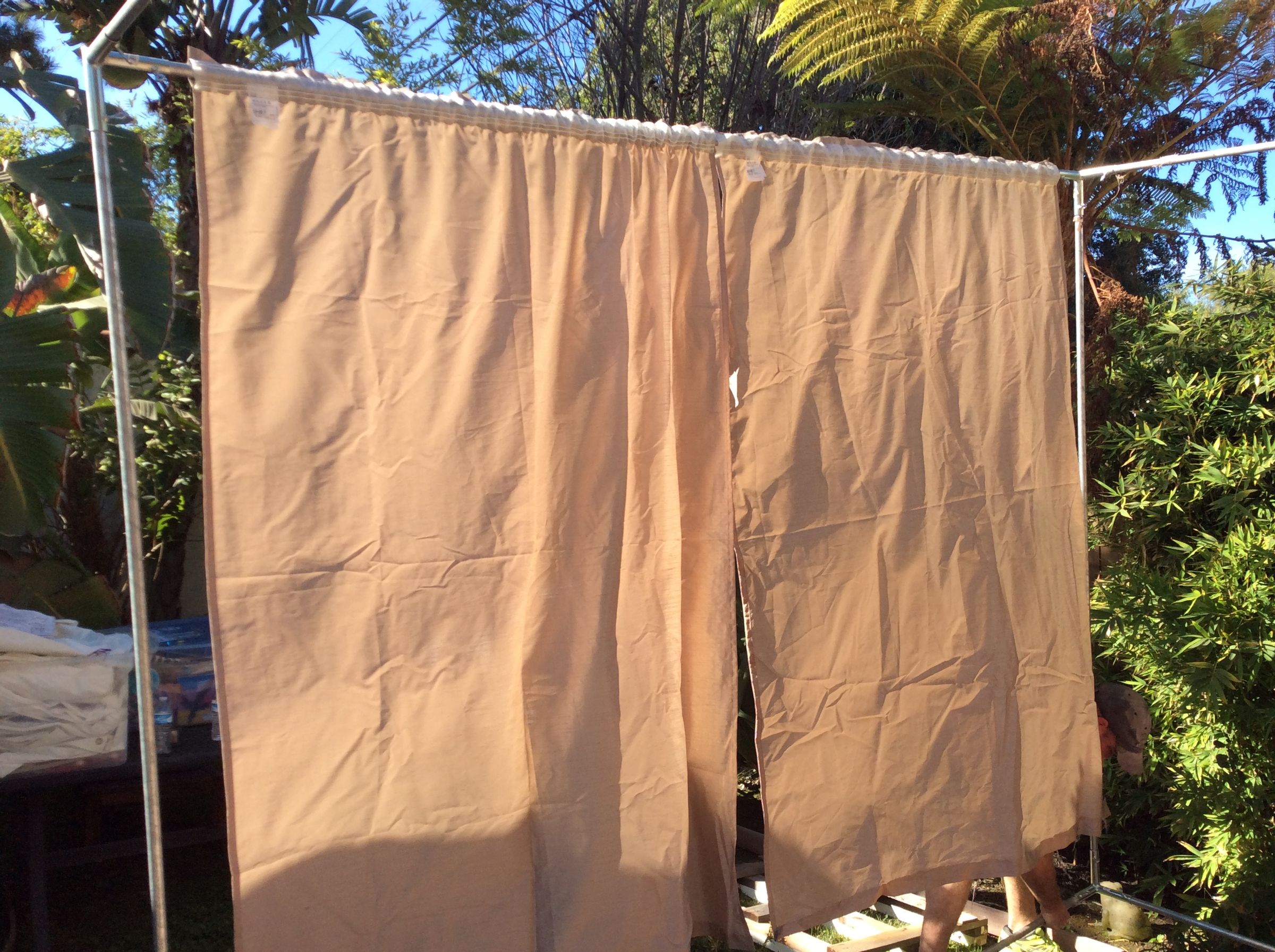 Build a Shelter (sukkah, Booth, Hut) : 8 Steps (with Pictures ...
