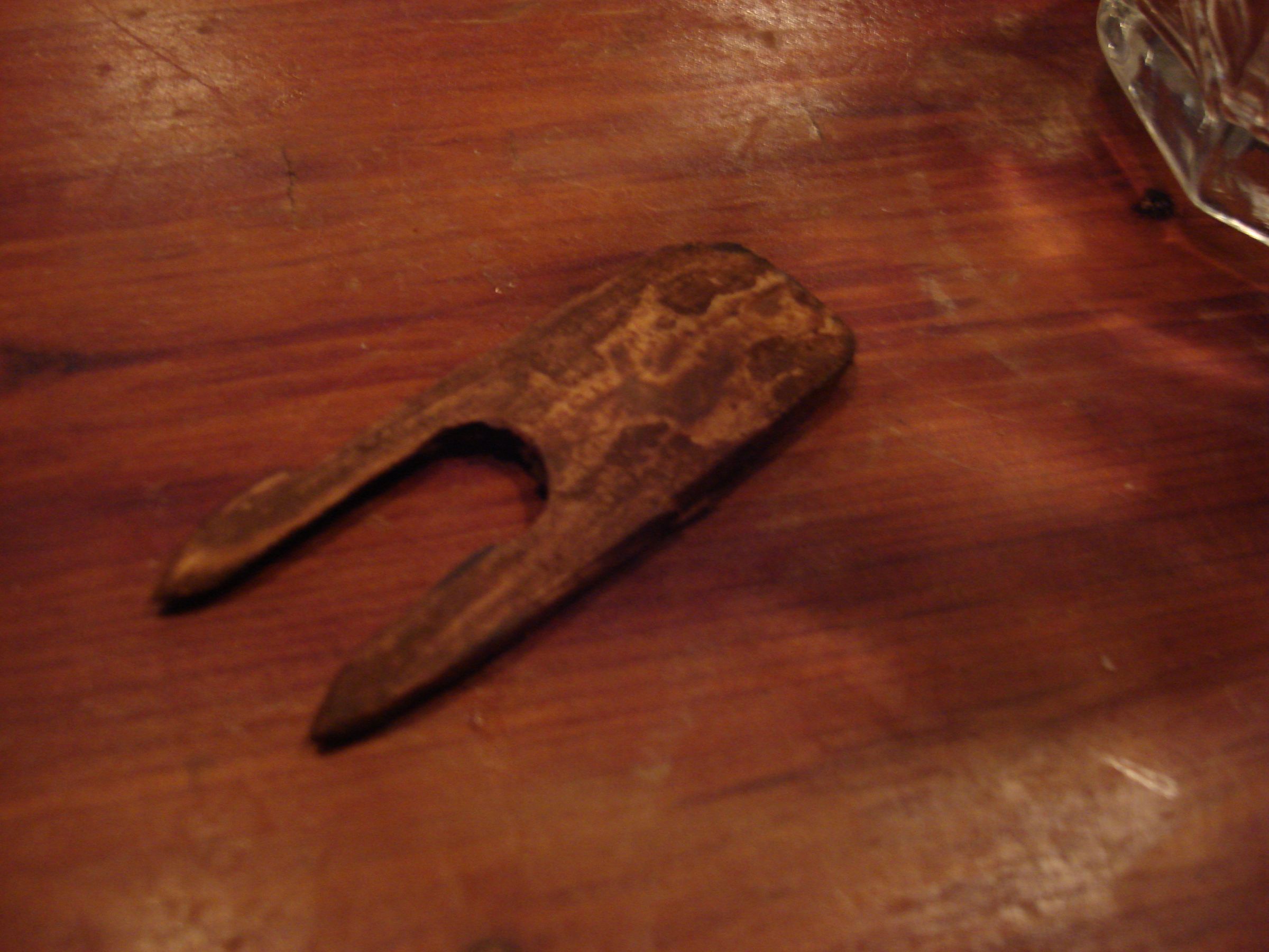 How to Make a Wooden Divot Repair Tool : 8 Steps - Instructables