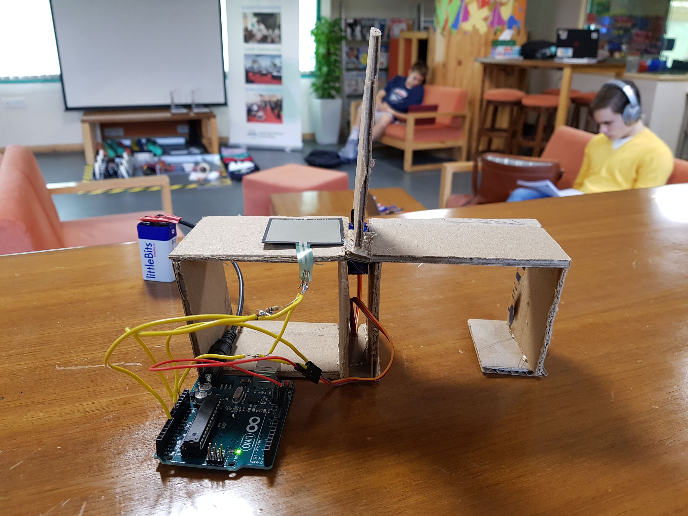 Miniature Automated Door : 3 Steps - Instructables