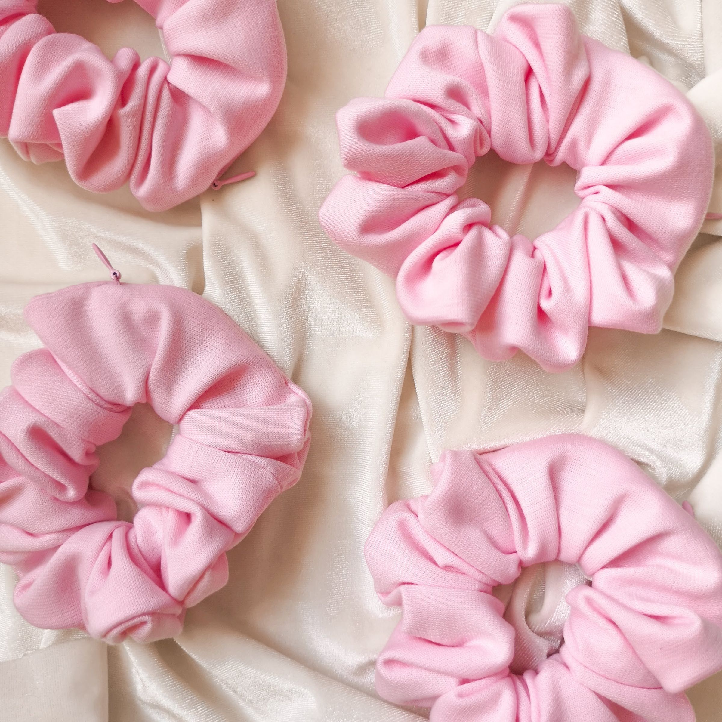 Zipper Scrunchie : 5 Steps (with Pictures) - Instructables