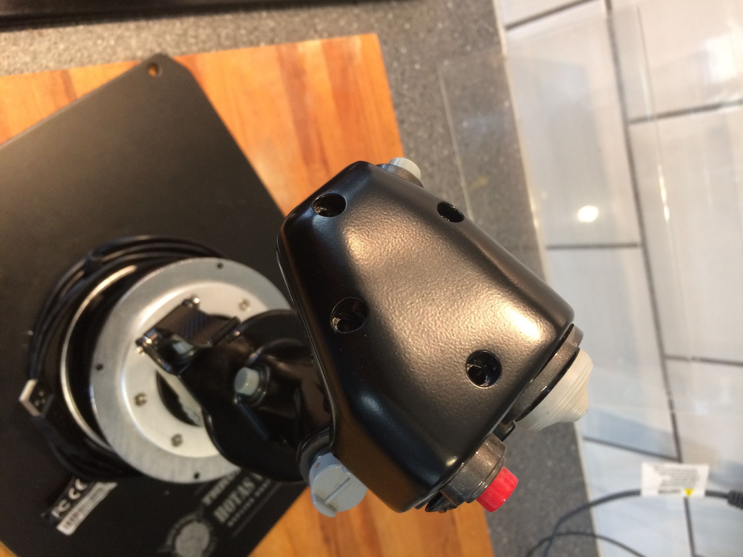 Thrustmaster Warthog Joystick Addon : 5 Steps (with Pictures ...