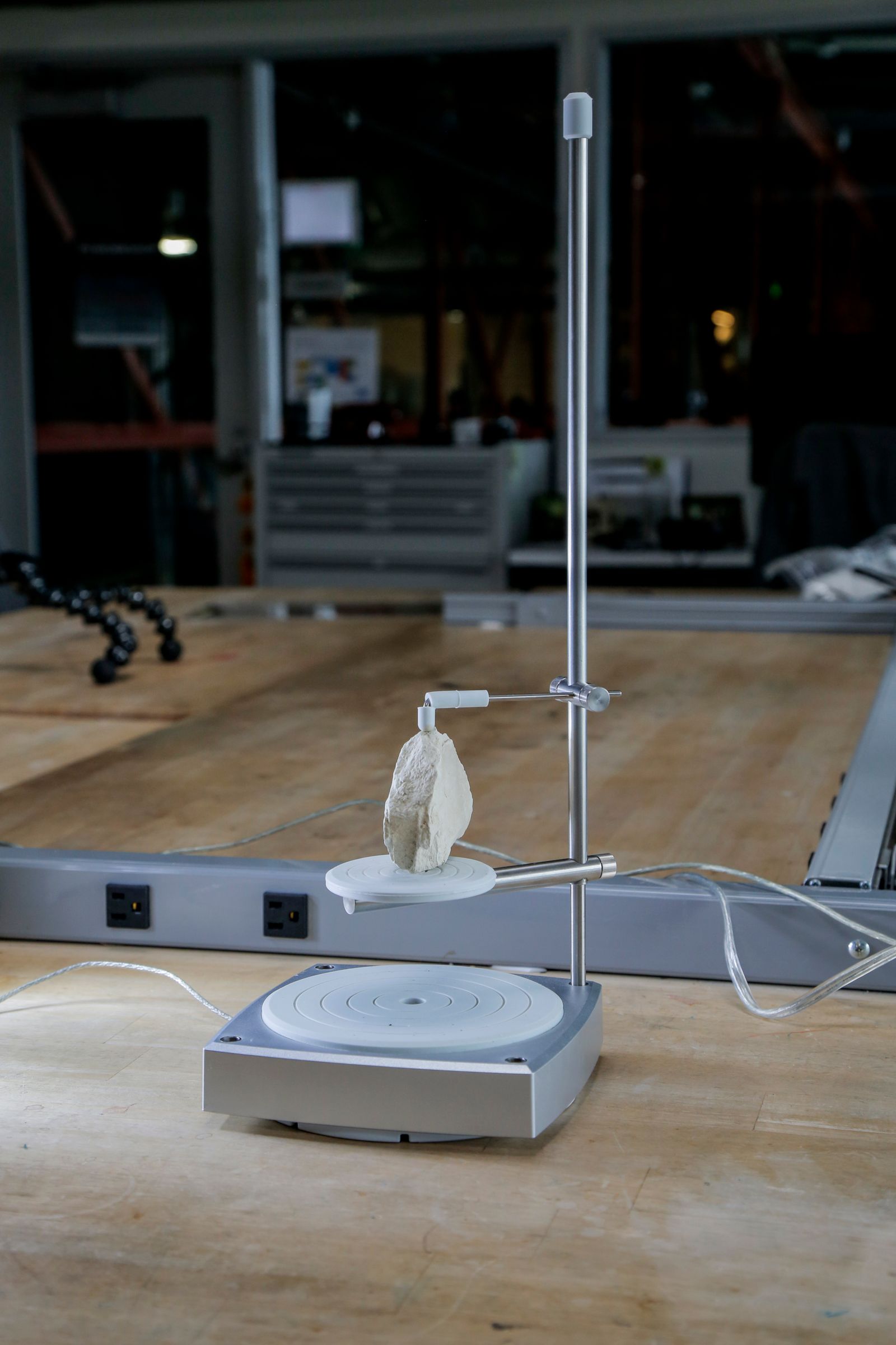 Autodesk Workshop Guide: Next Engine 3D Scanner : 9 Steps - Instructables