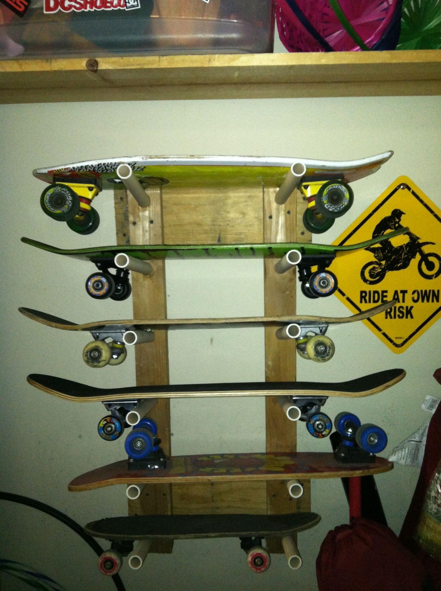 Skateboard Rack - Instructables