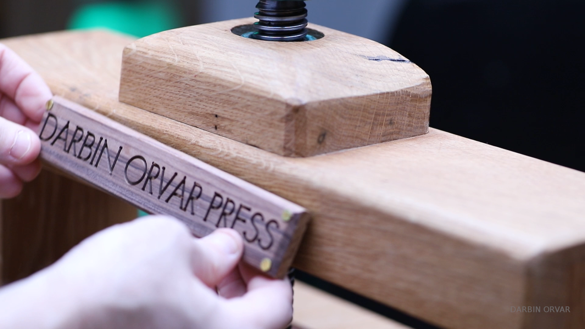Classic Oak Book Press W/Dovetails : 16 Steps (with Pictures ...