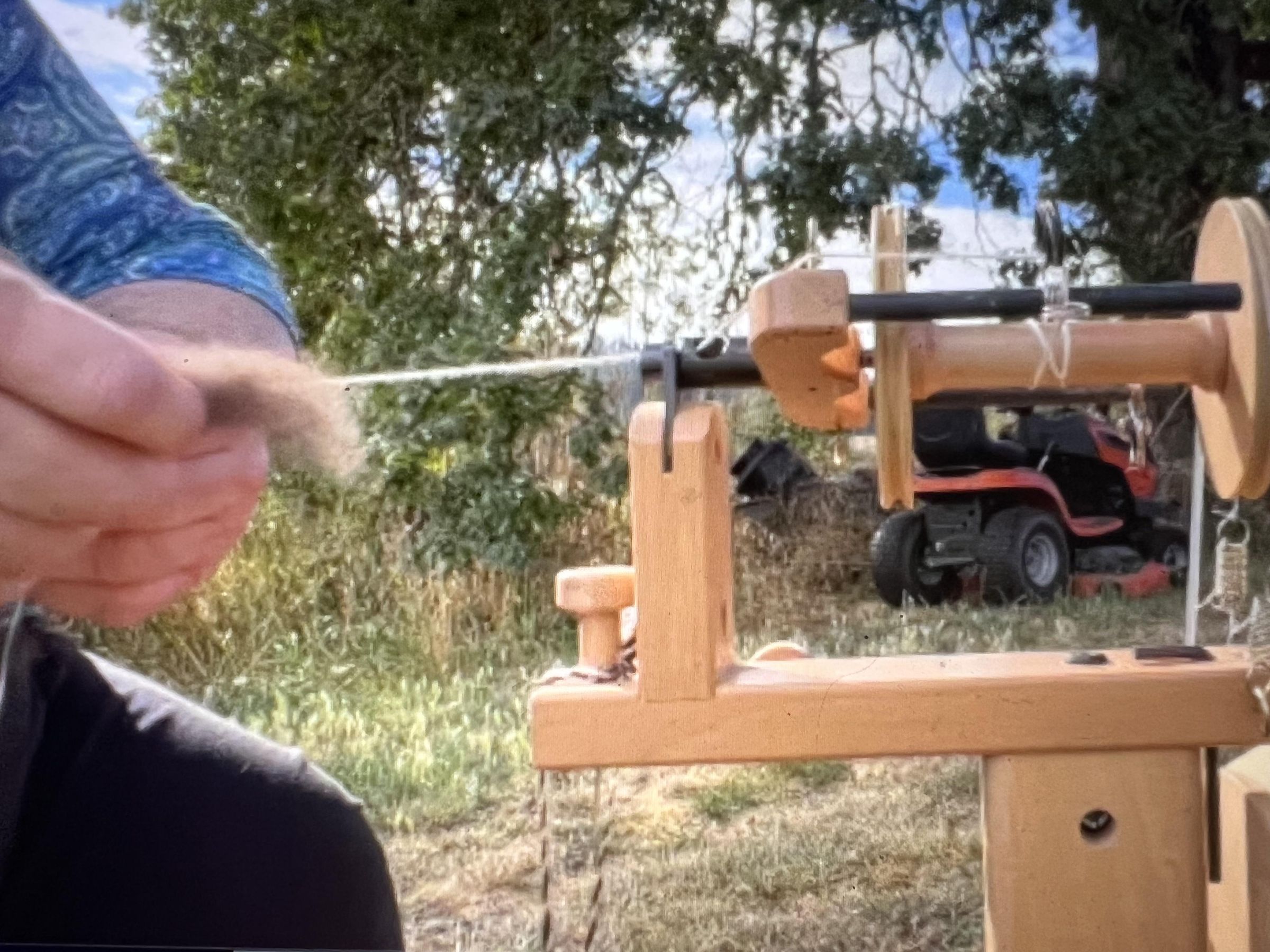 Spinning Wool Fiber : 5 Steps (with Pictures) - Instructables