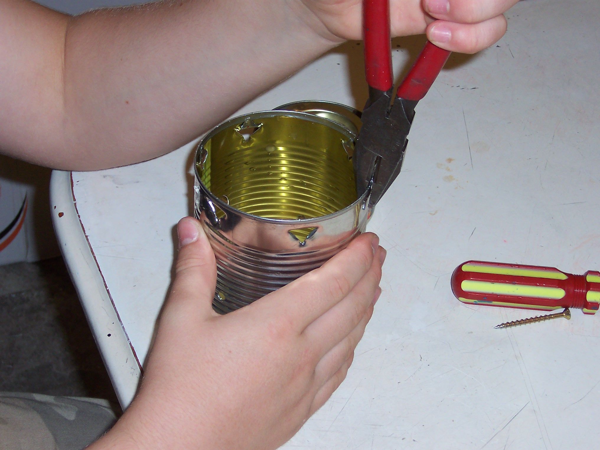 Tin Can Sterno Stove : 8 Steps - Instructables
