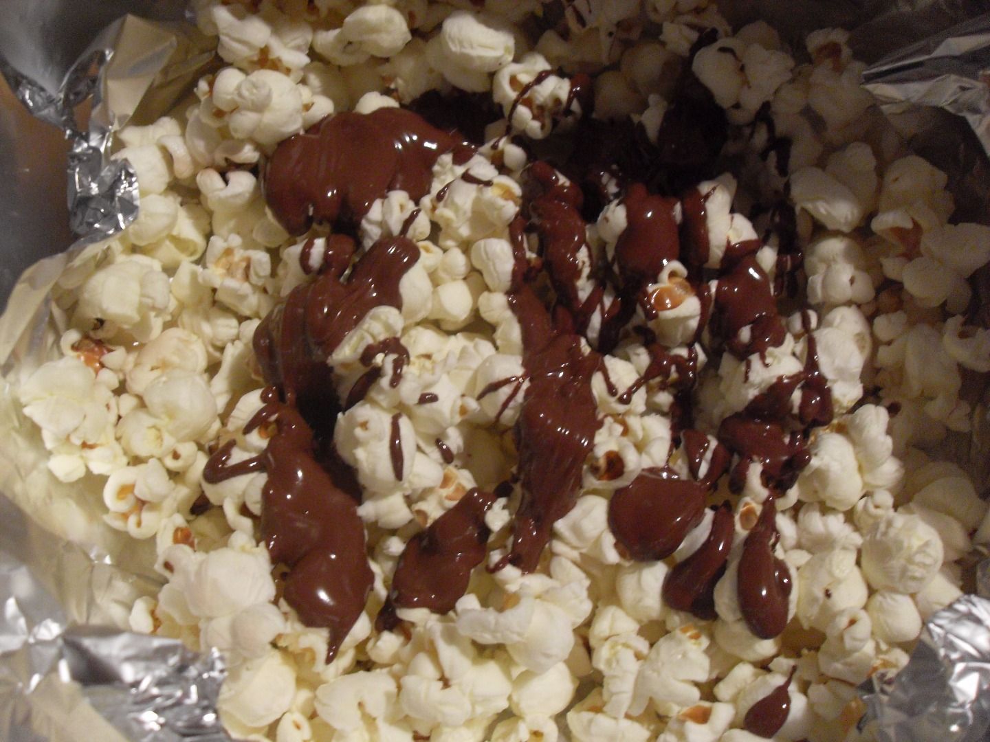 The Ultimate Way to Eat Popcorn! - Instructables