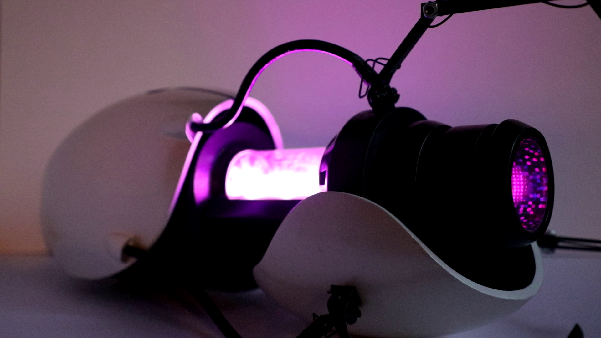 Making a LED Aperture Science Handheld Portal Device : 6 Steps (with ...
