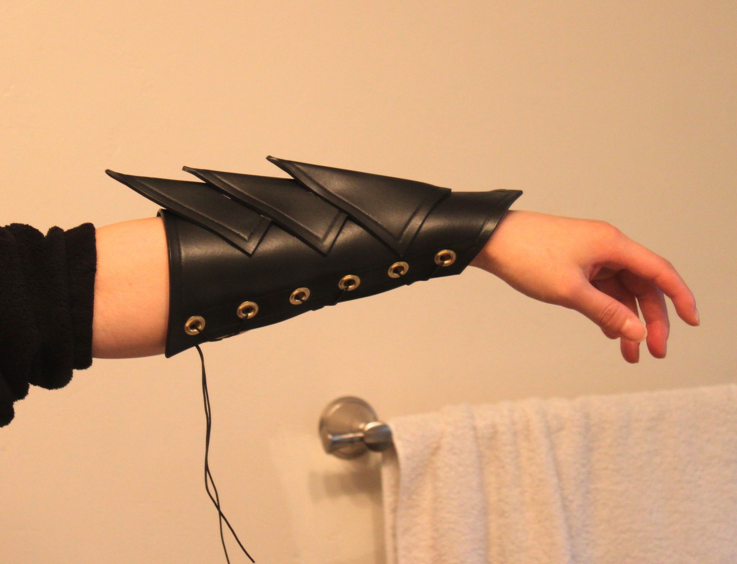 Craft Foam Bracers : 8 Steps (with Pictures) - Instructables
