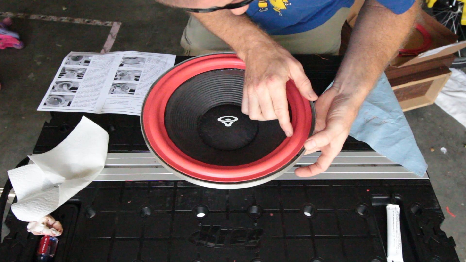Fix a Speaker by Replacing the Foam Edge : 13 Steps (with Pictures ...