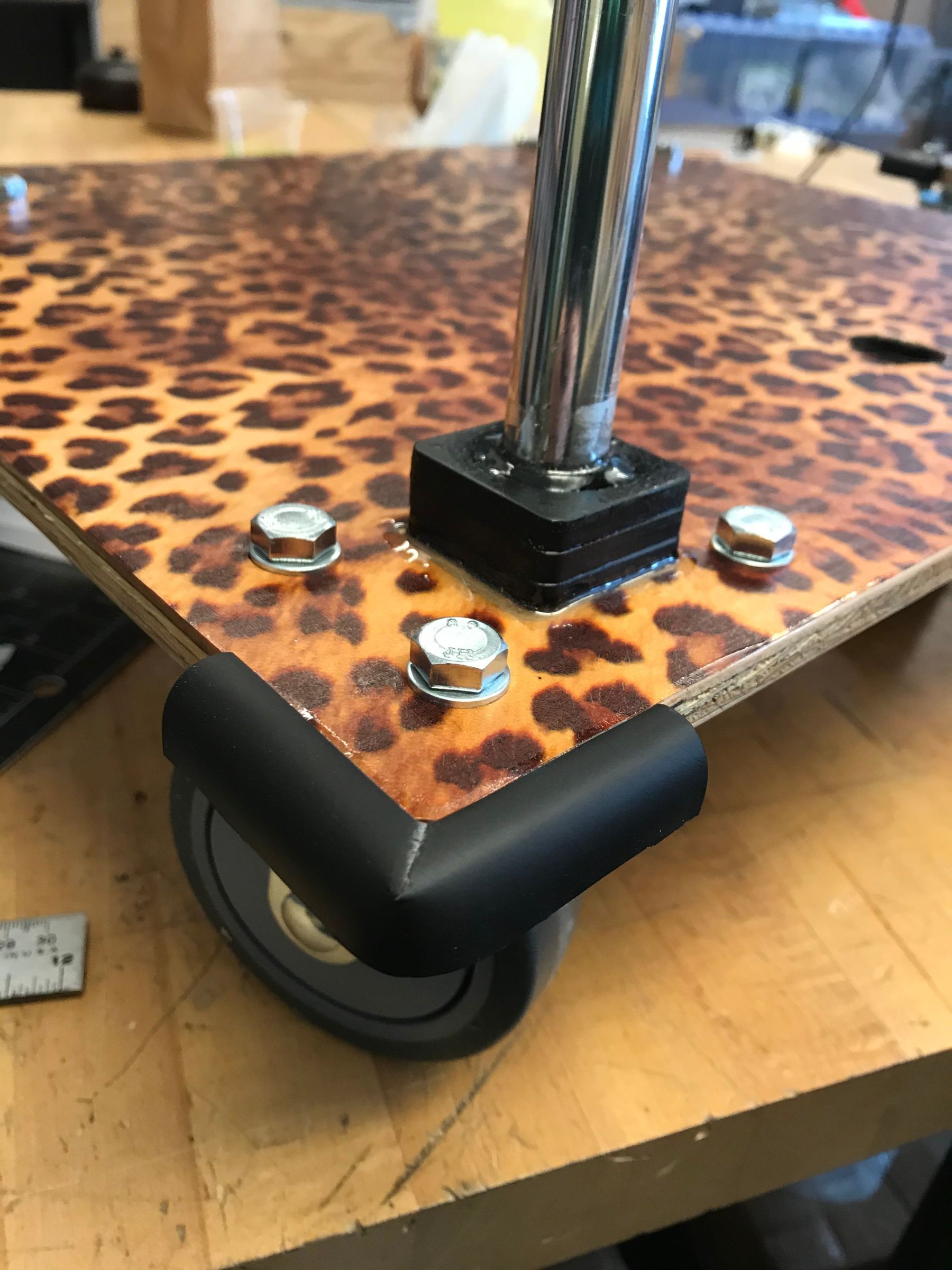 One Handed Walker (PPAT Team Lora) : 5 Steps - Instructables
