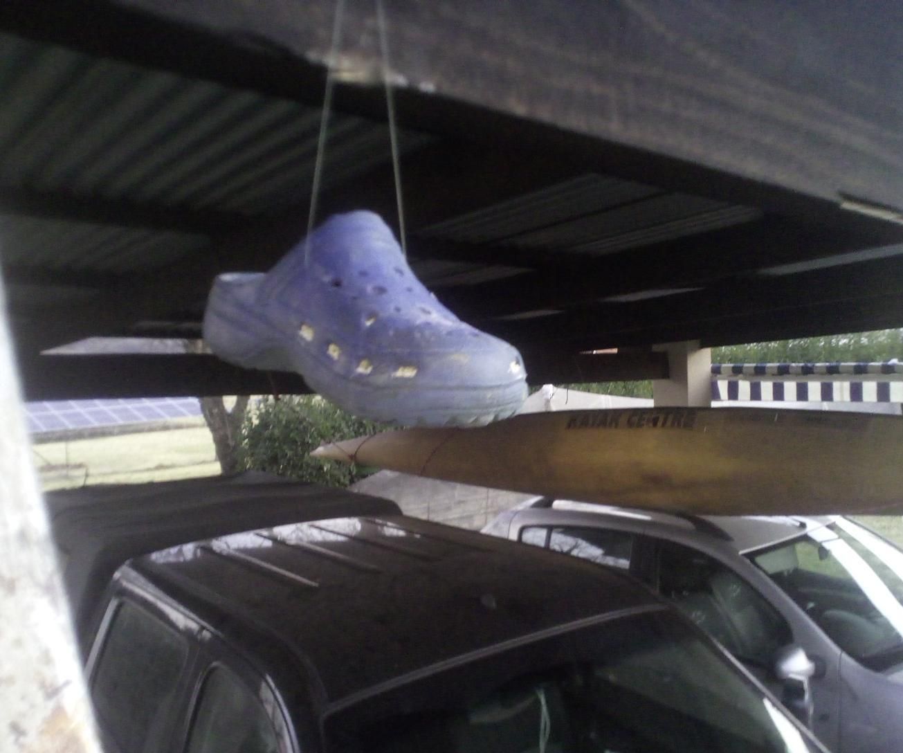 How to Make a Bird Feeder Out of a Shoe DIY : 3 Steps - Instructables
