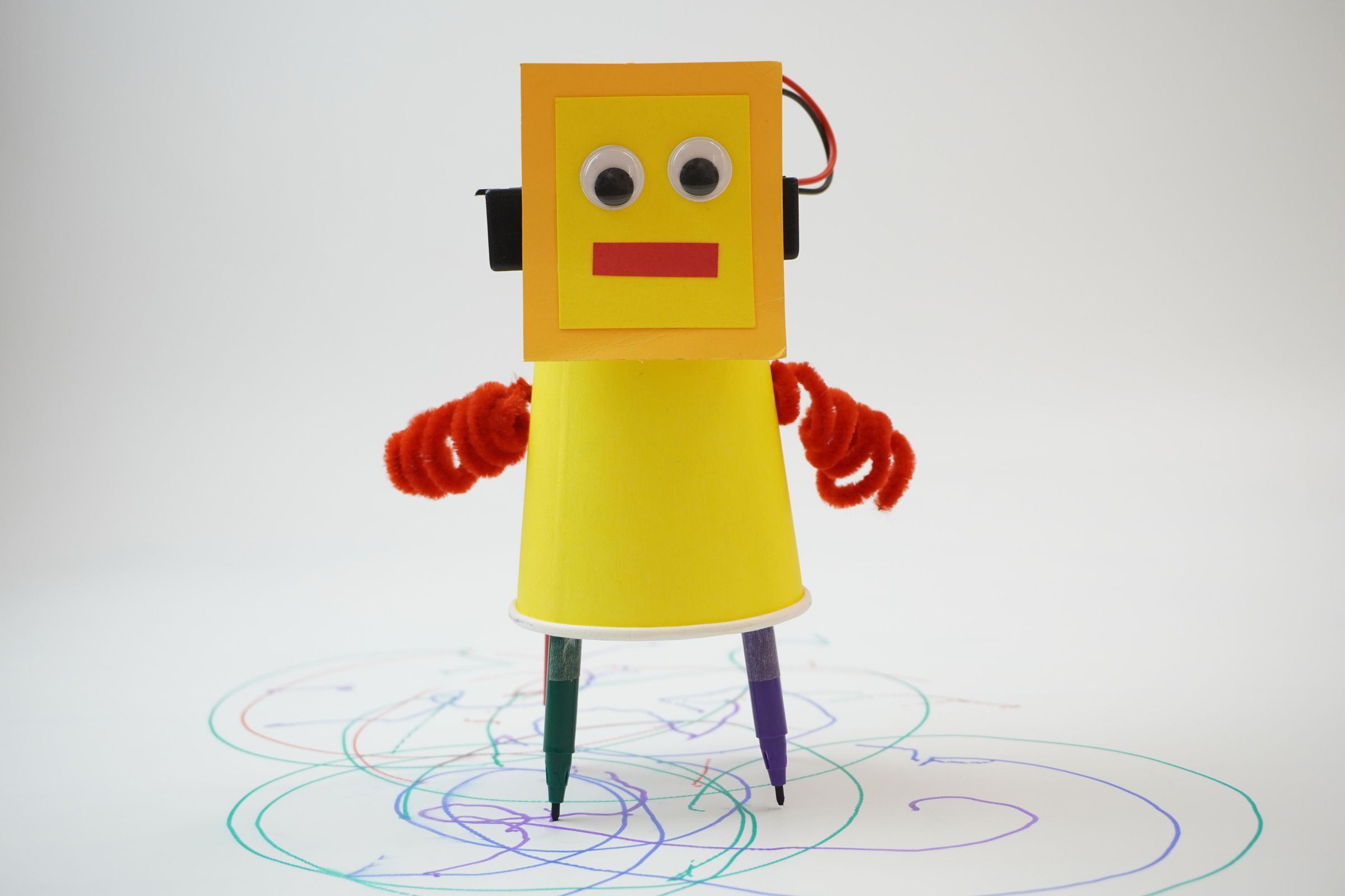 How to Make a Scribble Bot : 4 Steps (with Pictures) - Instructables