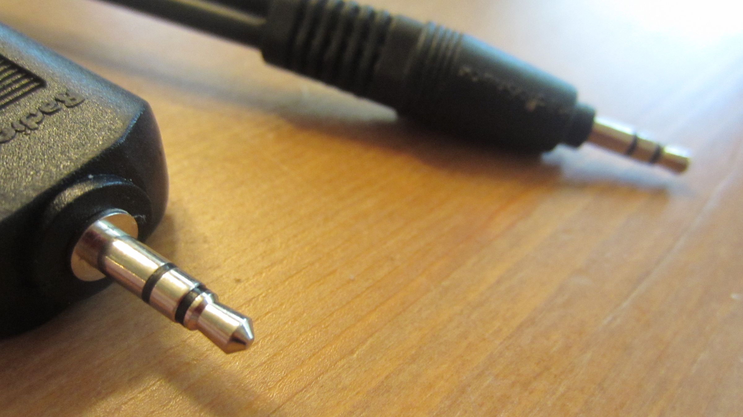 How to Play Your Device's Audio Through Your Computer's Built-in ...