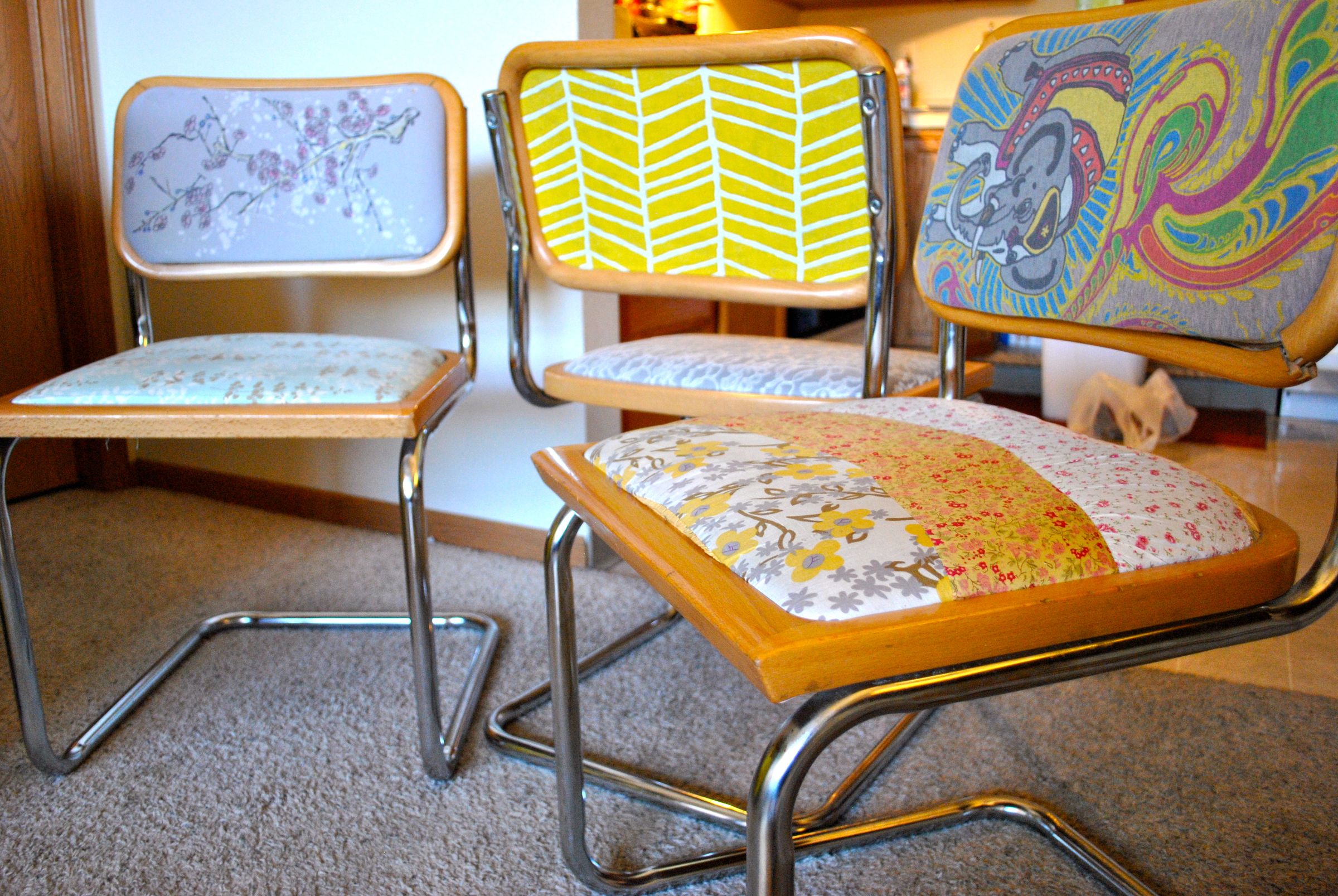 How to Re-upholster Chairs Using a Staple Gun : 11 Steps - Instructables