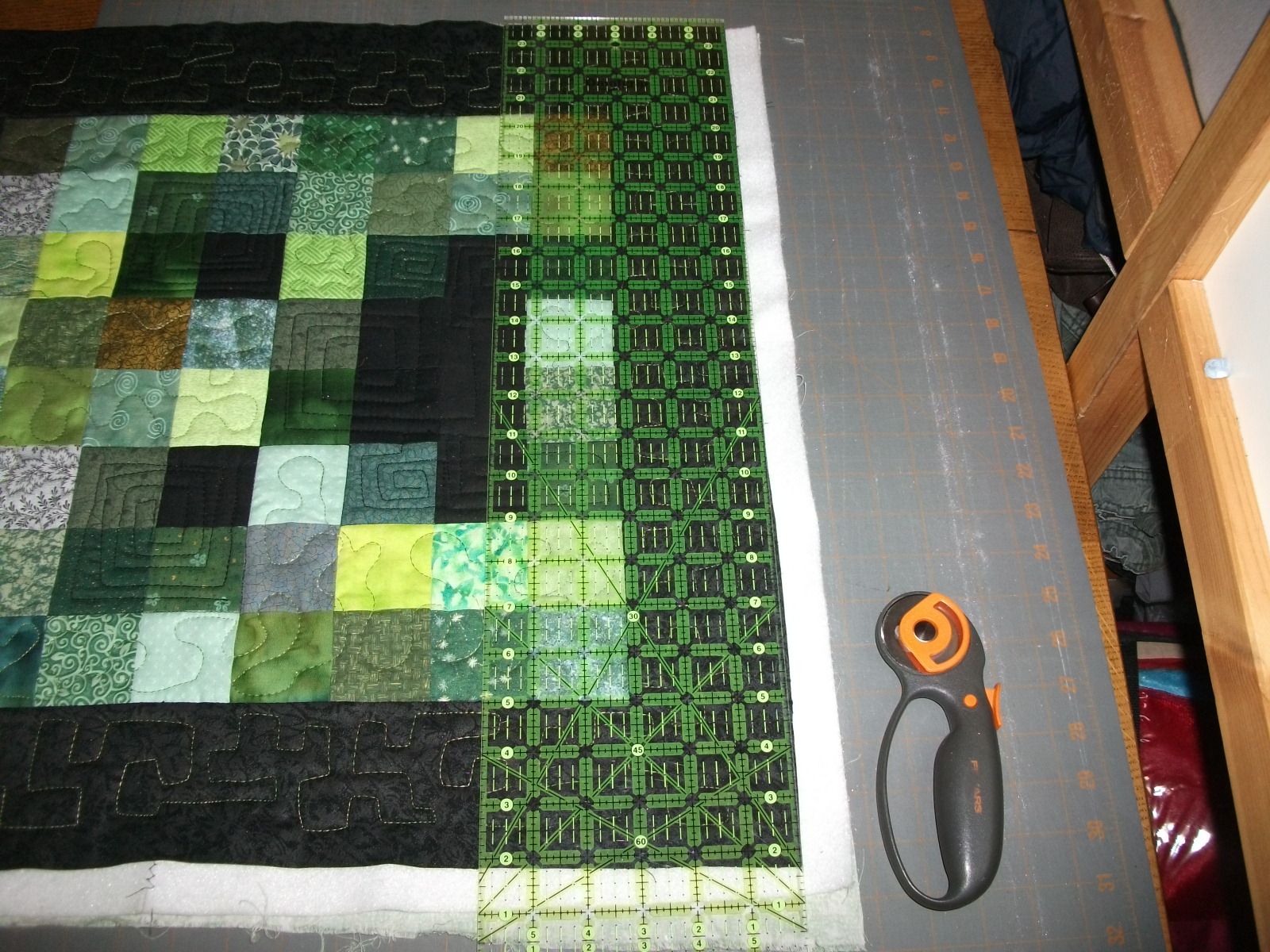 Minecraft Creeper Pillow / Cushion : 5 Steps (with Pictures ...