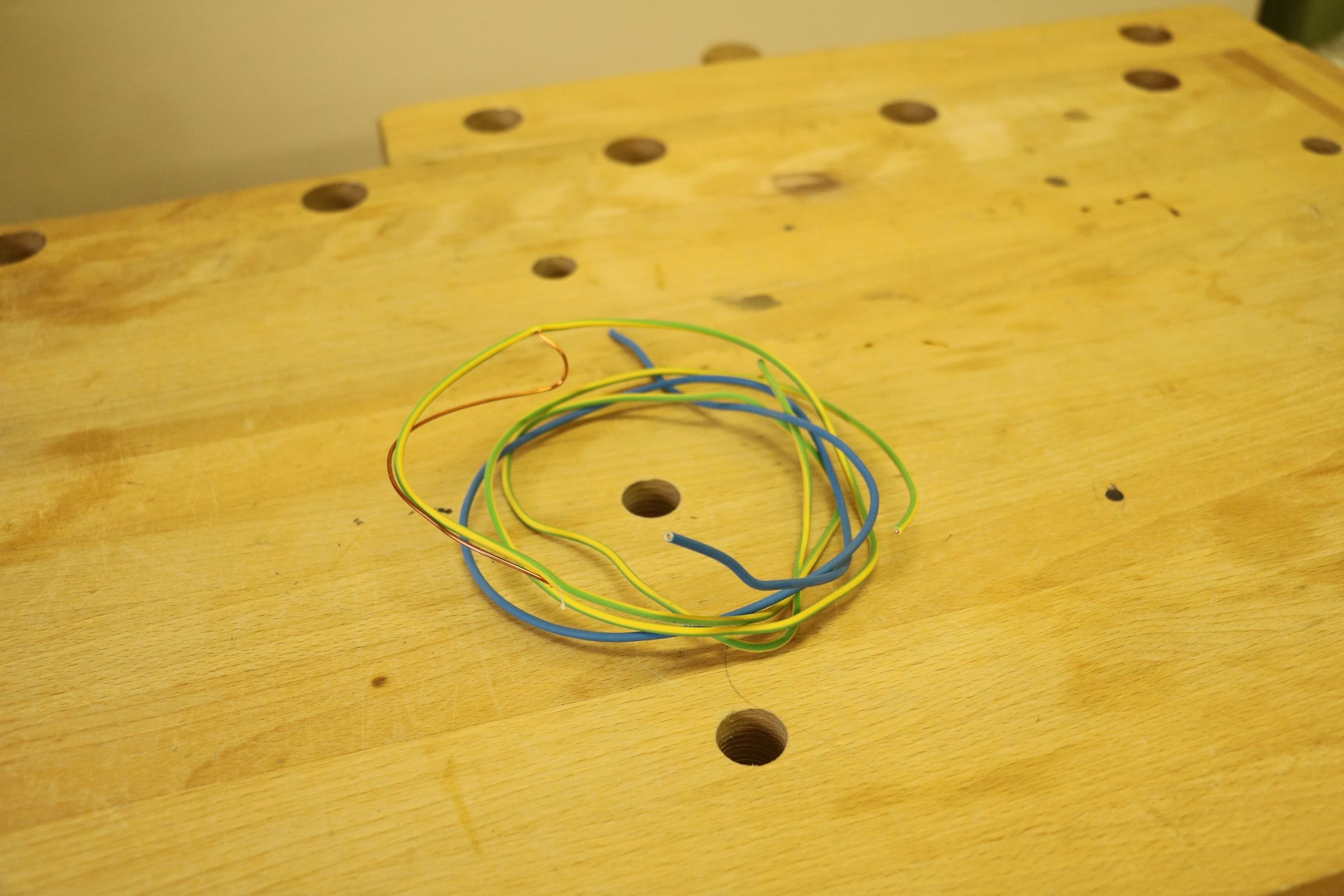 Easy Modular Magnetic Desk Lamp : 18 Steps (with Pictures) - Instructables