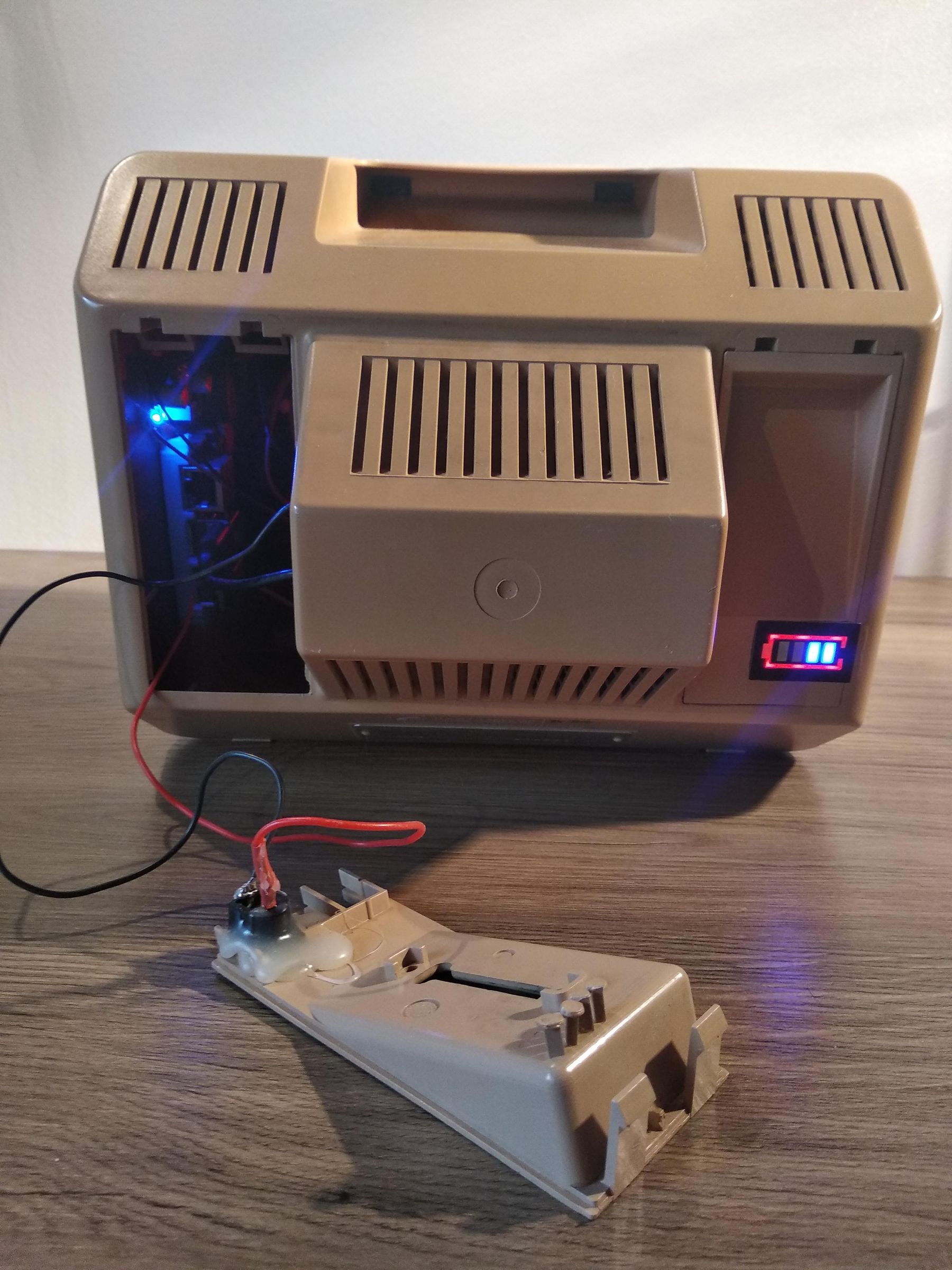 Old School Minitel Laptop : 7 Steps (with Pictures) - Instructables