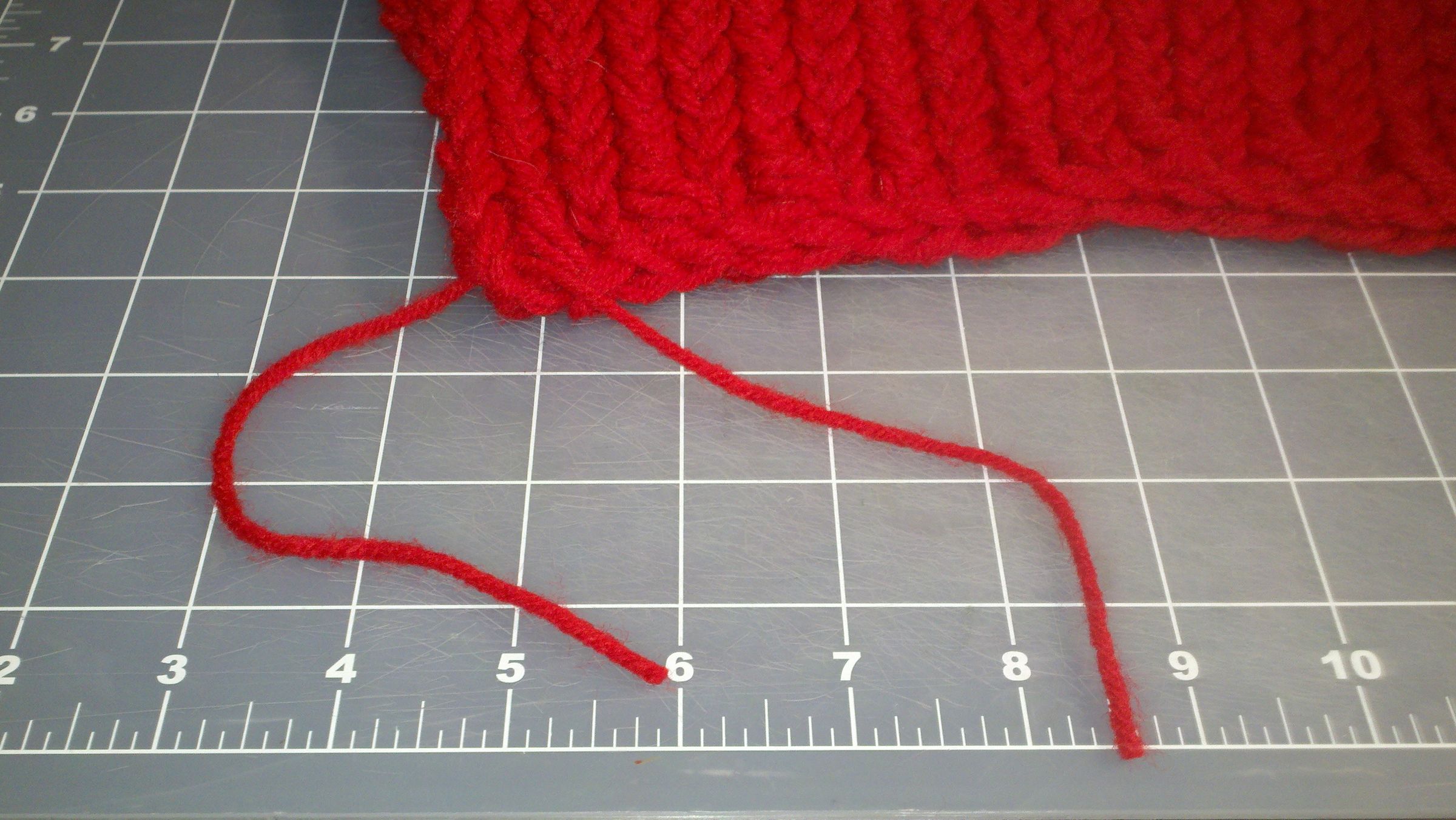 Loom Knit Gryffindor Scarf : 13 Steps (with Pictures) - Instructables