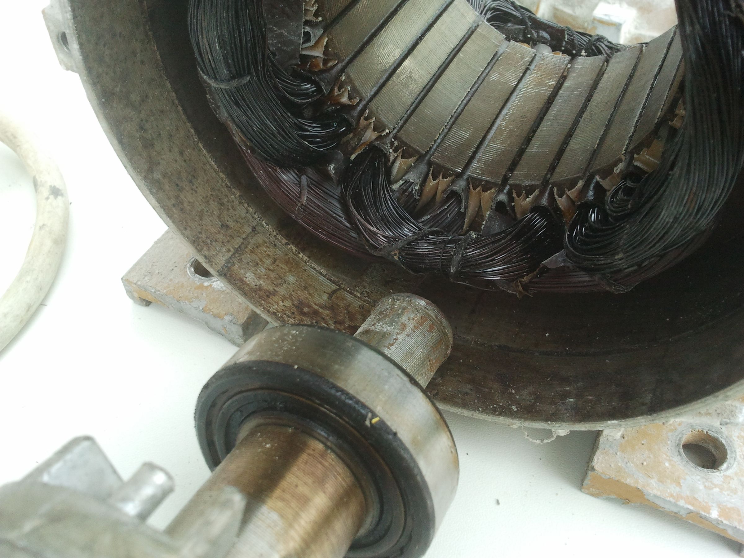 Rewinding and Renovation of the Electric Motor : 45 Steps (with ...