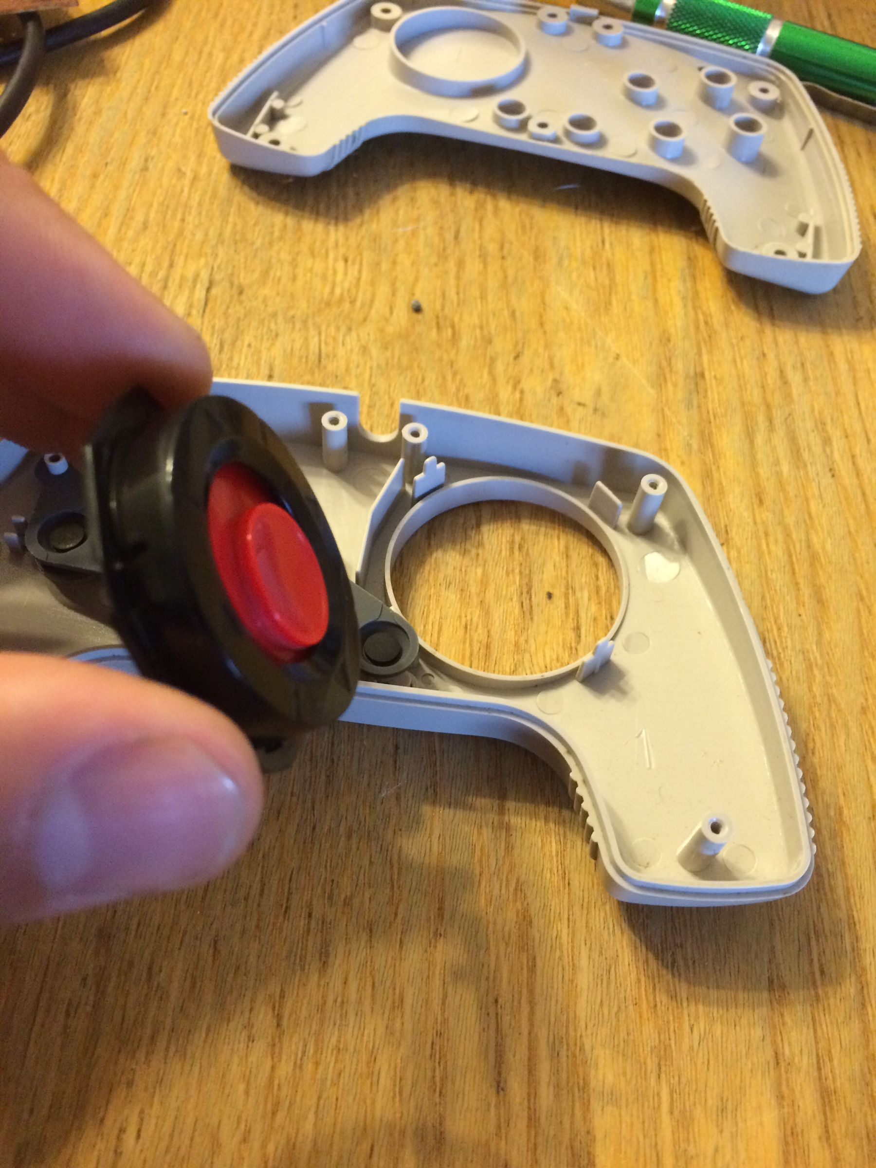 NES MAX D-pad Mod : 12 Steps - Instructables